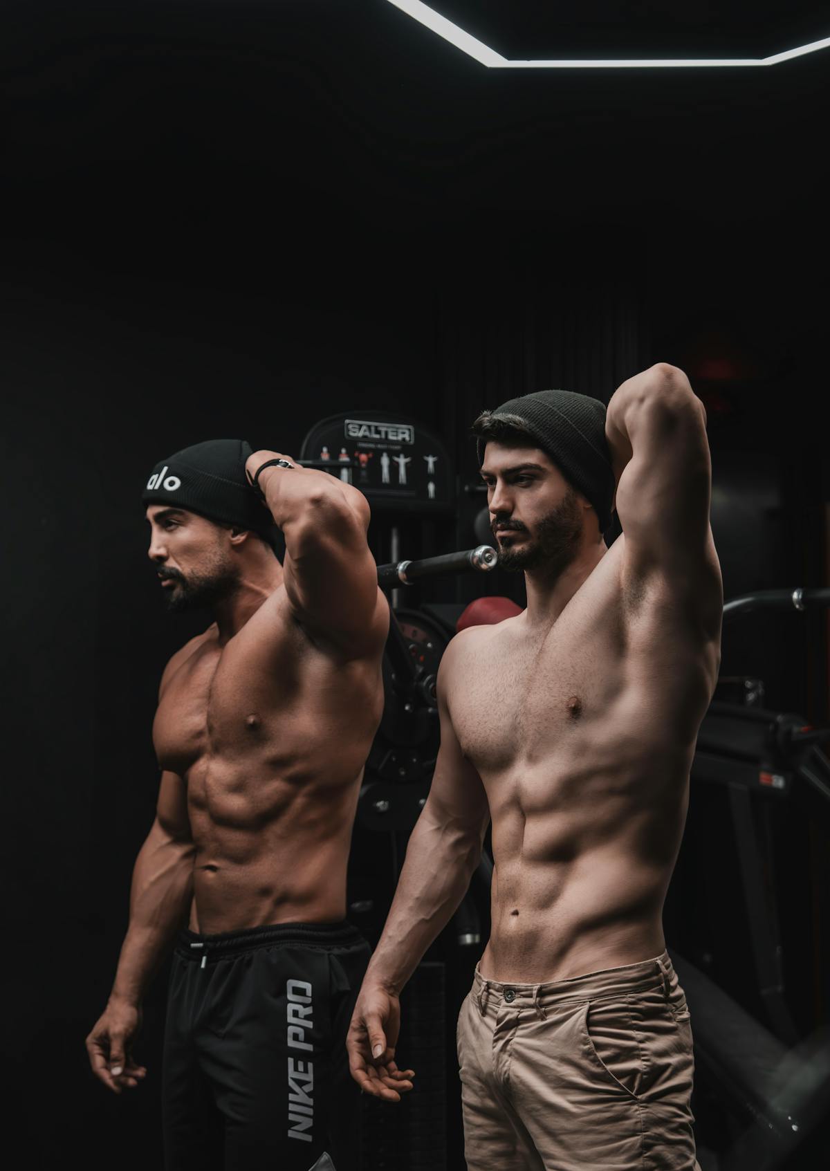 Muscular Man Photos, Download The BEST Free Muscular Man Stock Photos ...