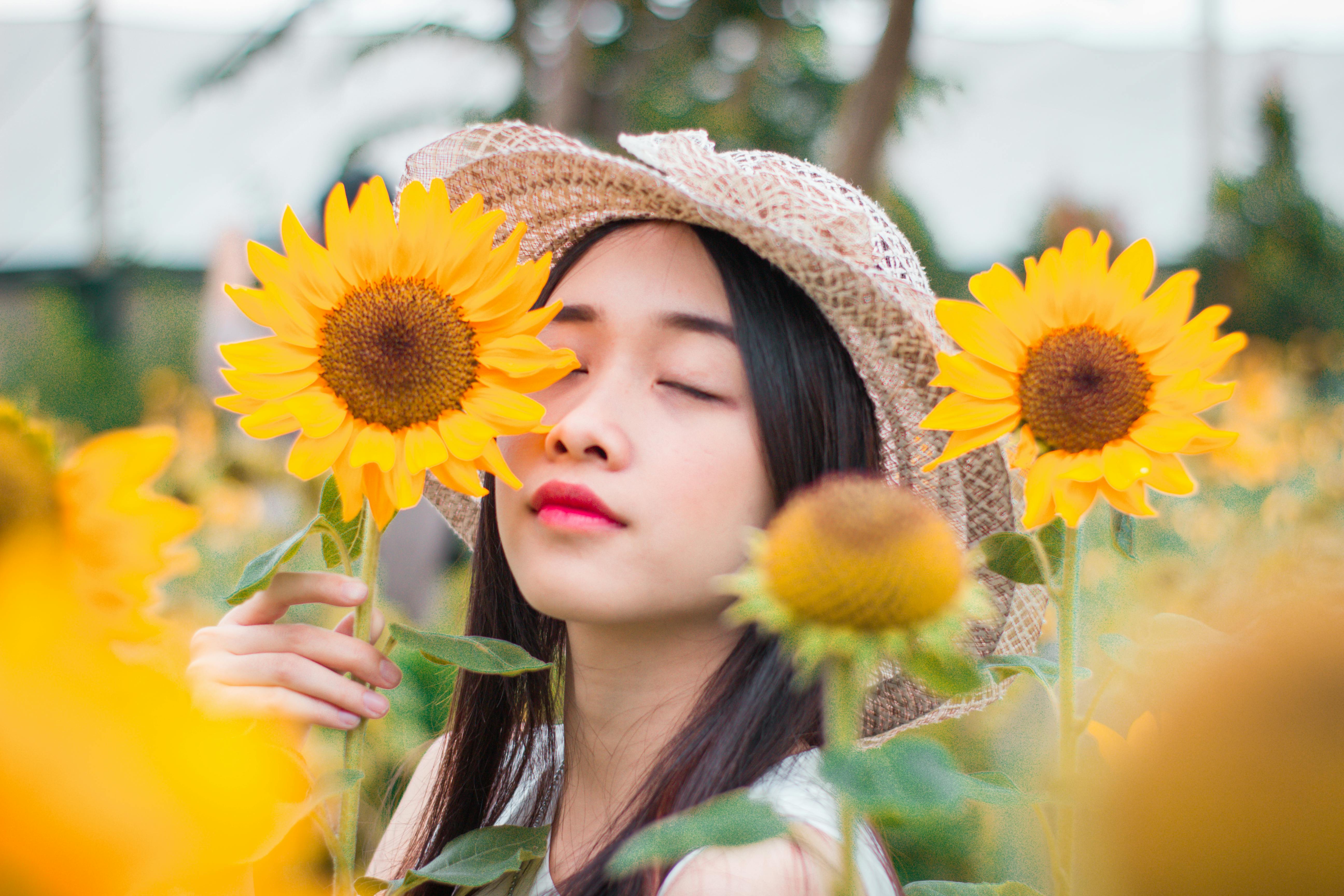 Portrait 19 Photos & Videos Collected by Mochammad Syaiful