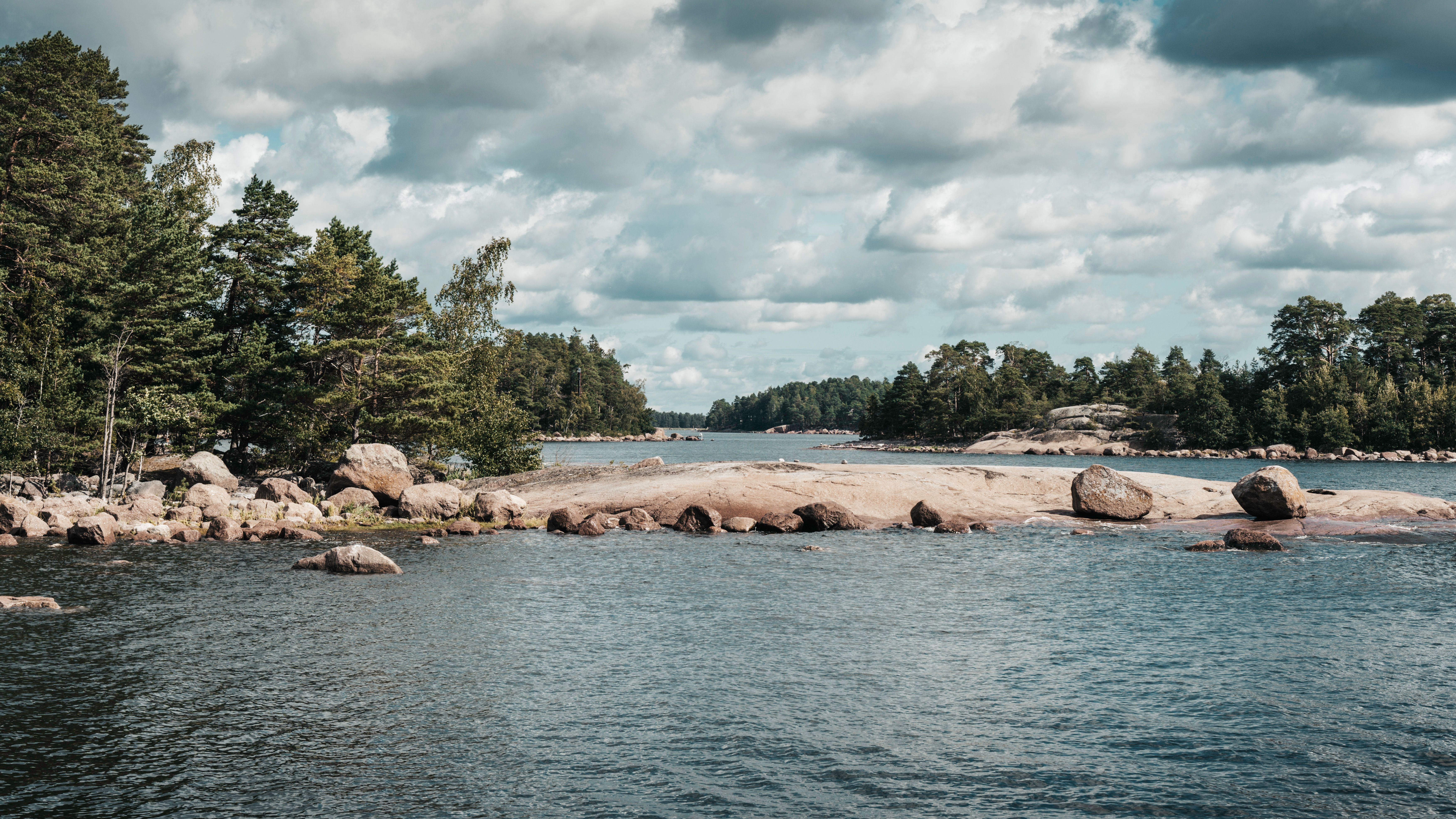 Scenic Finnish Archipelago with Rocky Shoreline · Free Stock Photo