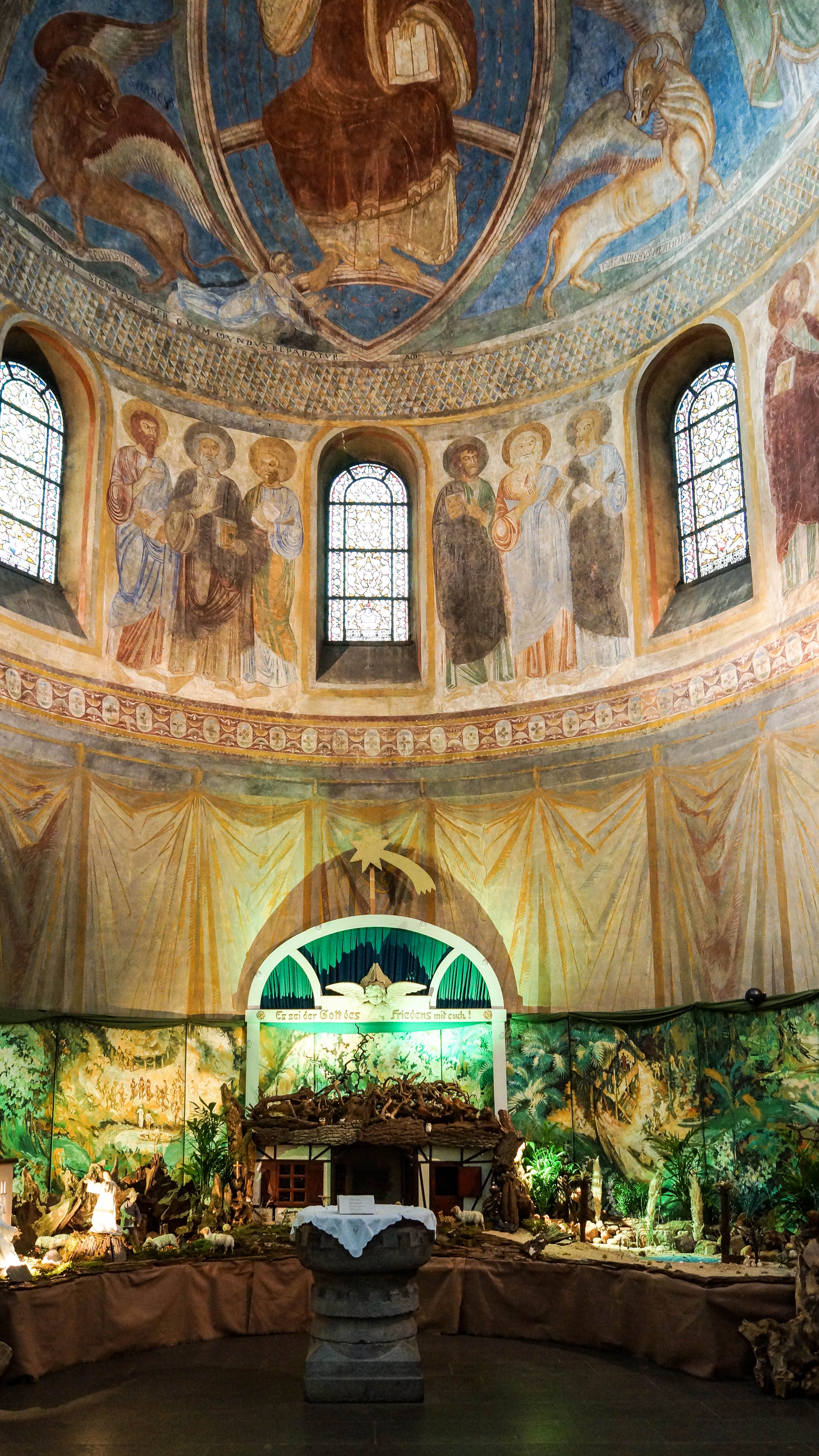 Stunning Frescoed Church Interior with Altar · Free Stock Photo