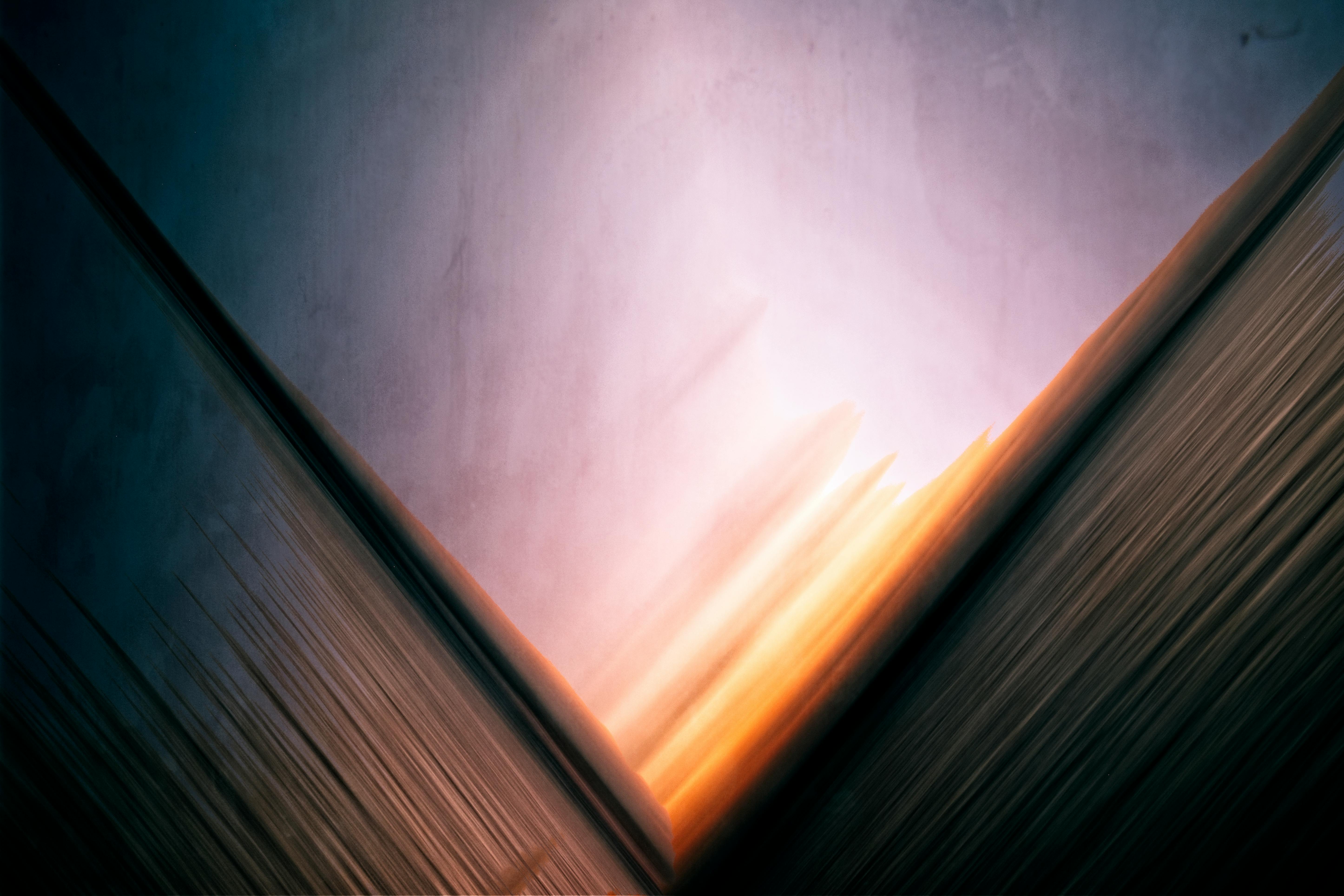 Abstract Geometric Light and Shadow Composition · Free Stock Photo