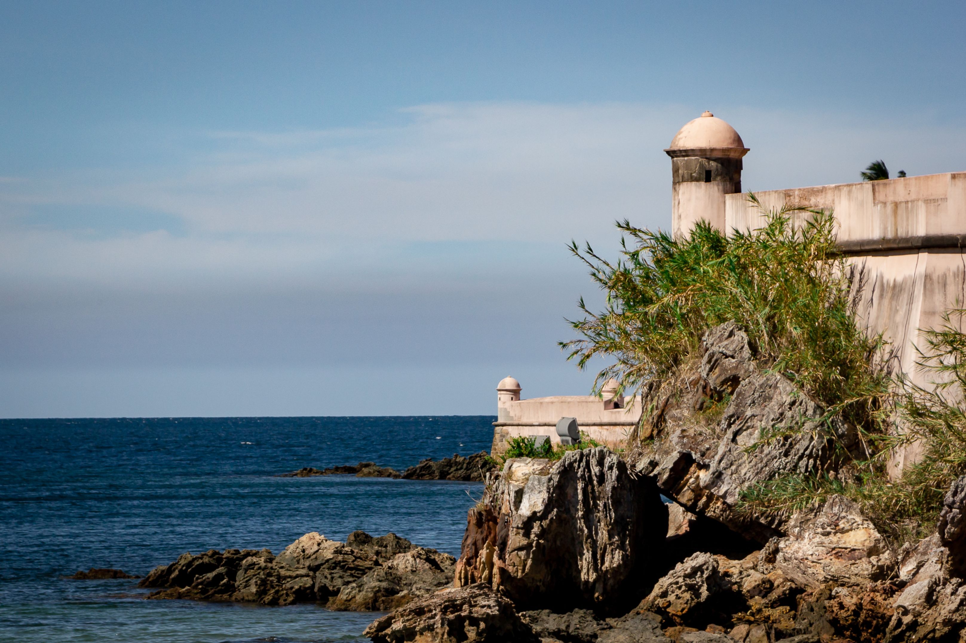 Coastal Fortress by the Ocean with Rocky Shoreline · Free Stock Photo