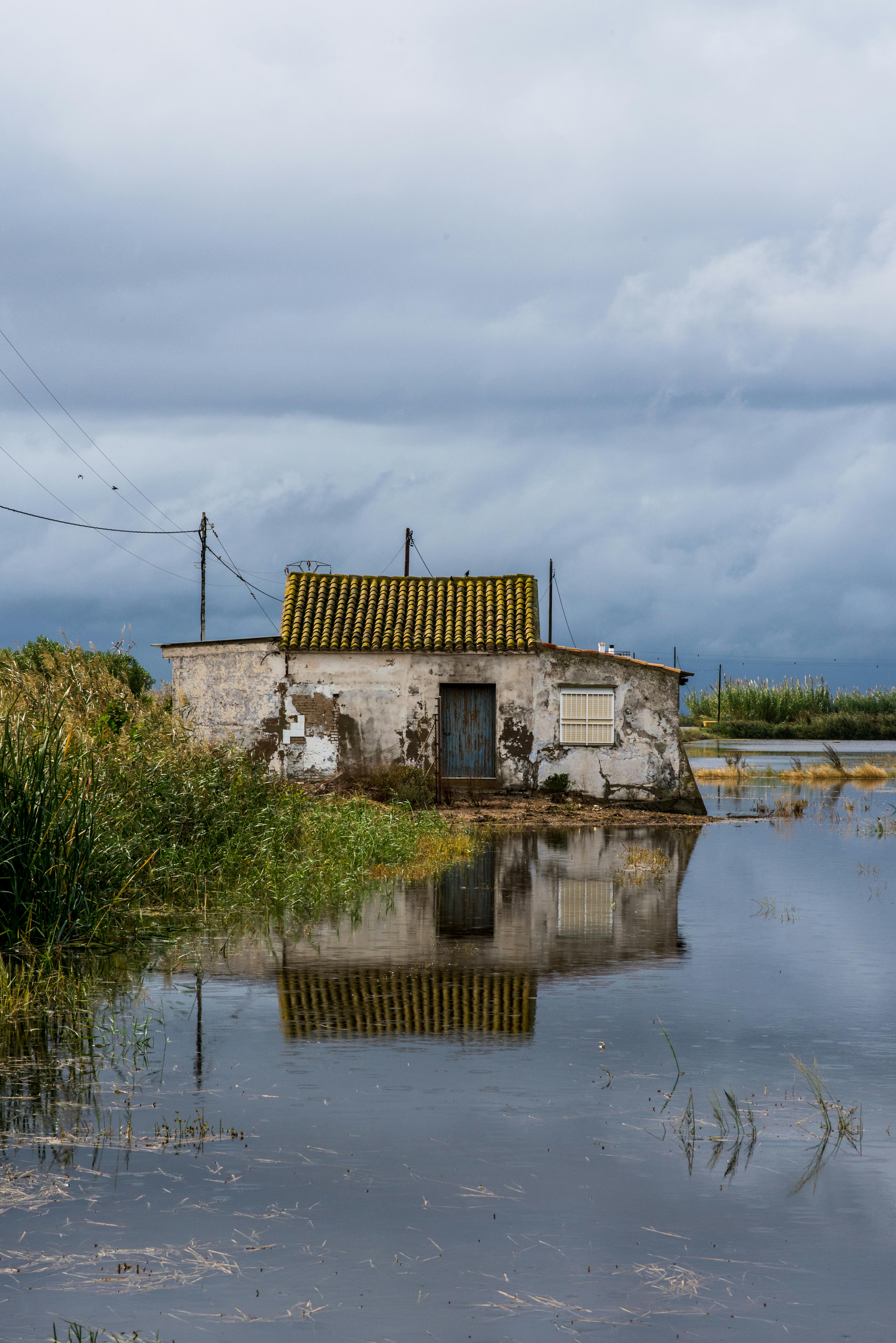 House Being Flooded Photos, Download The BEST Free House Being Flooded ...