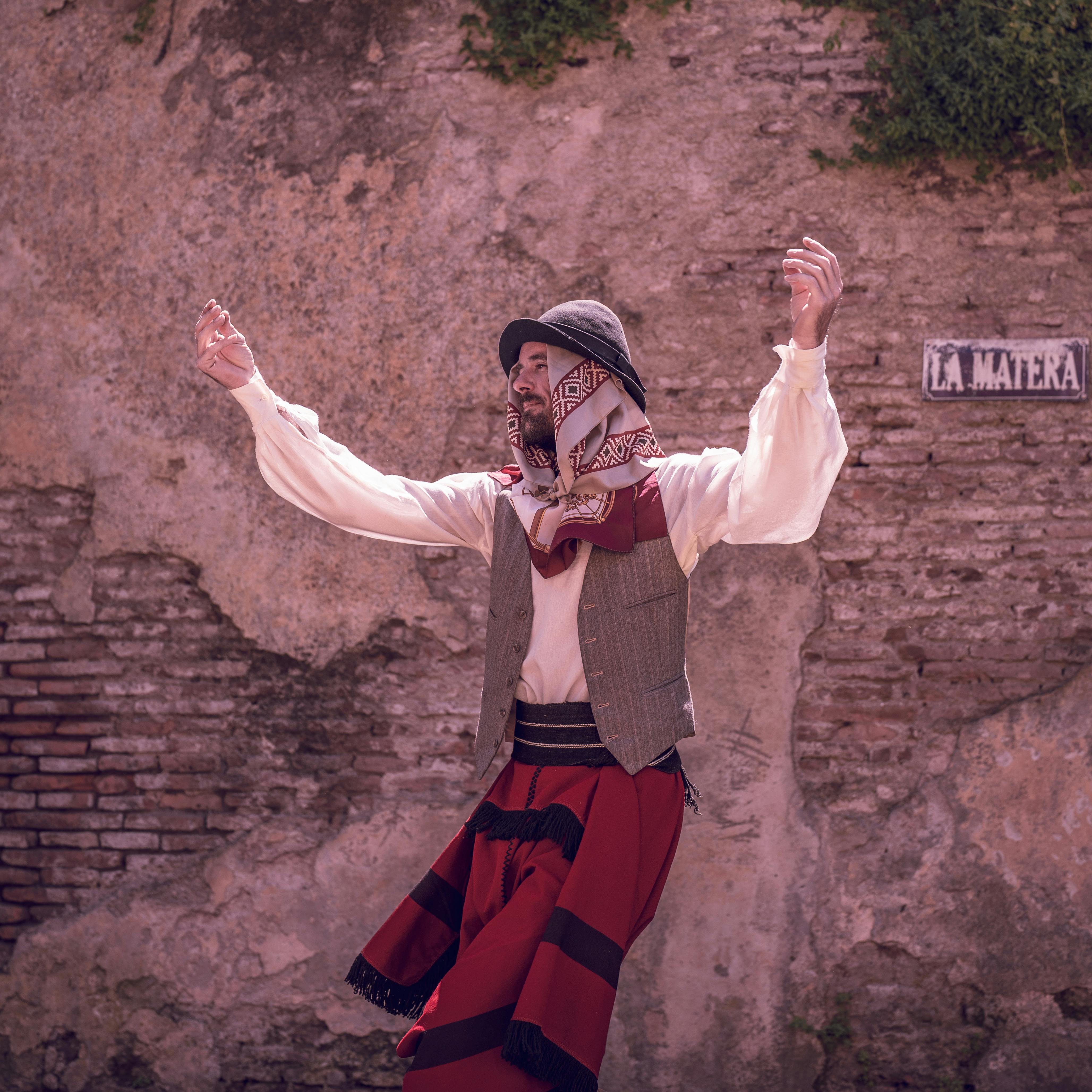 La Matera Sign Photos, Download The BEST Free La Matera Sign Stock ...