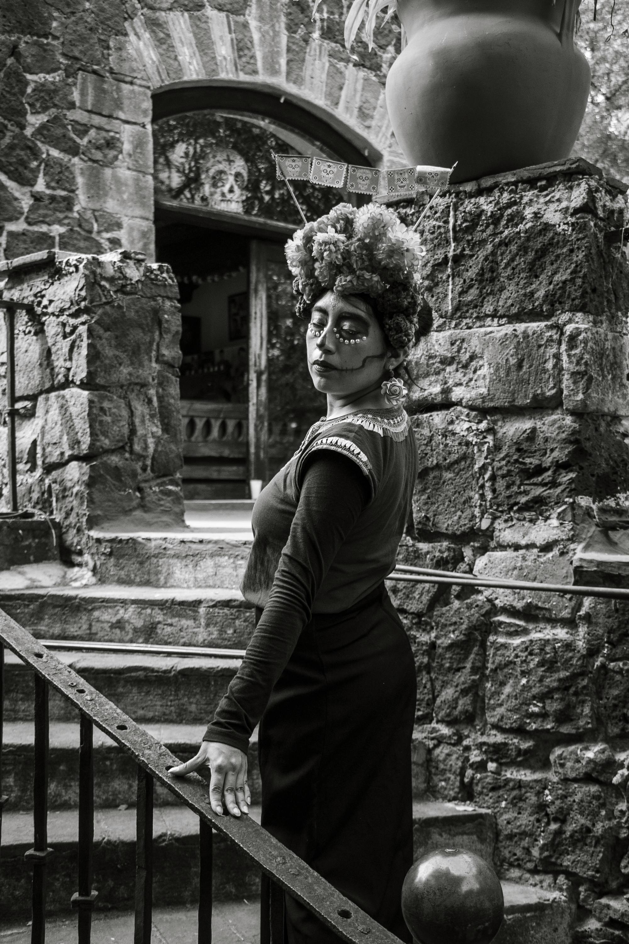 Ritual Pose Photos, Download The BEST Free Ritual Pose Stock Photos ...