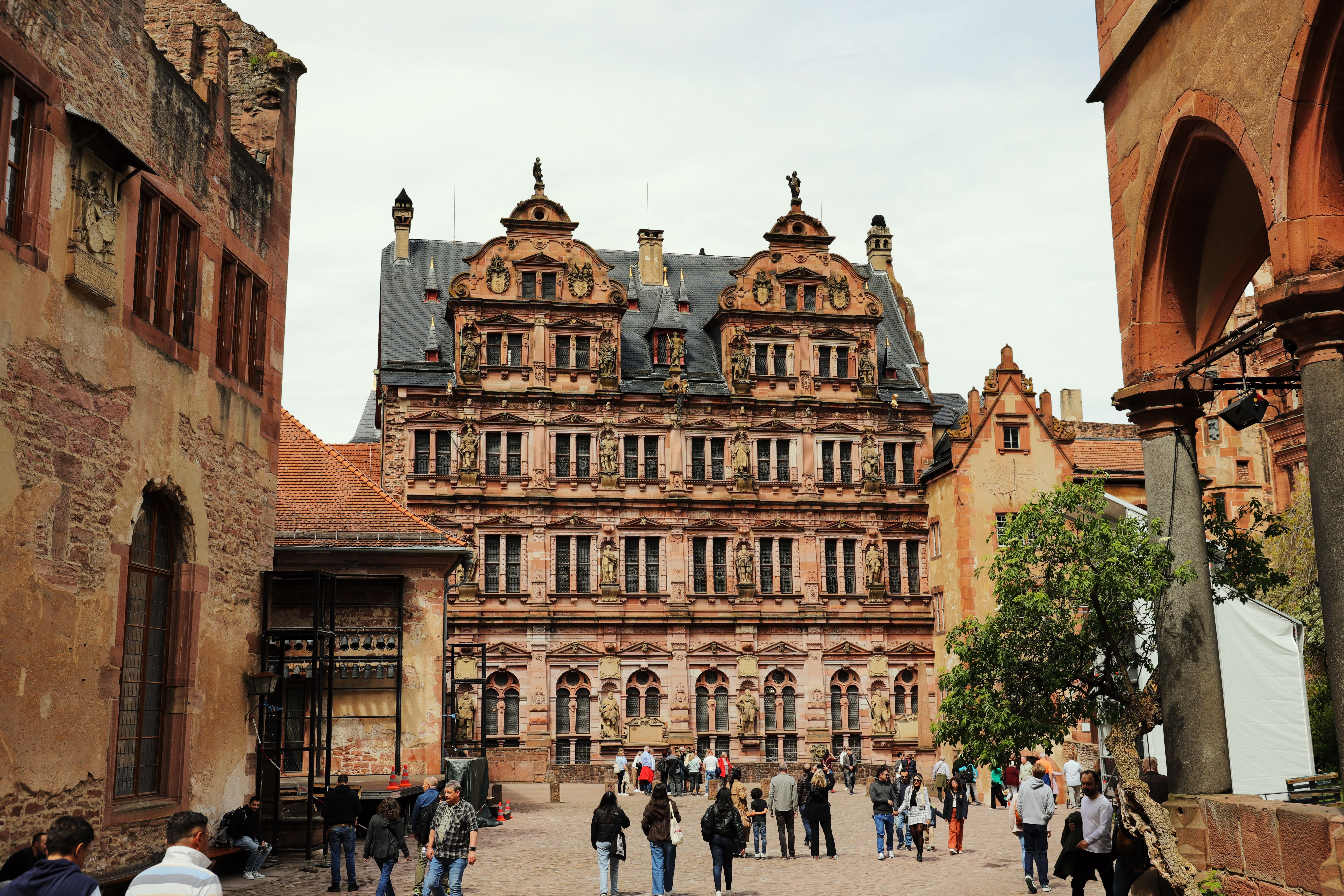Renaissance Architecture at Heidelberg Castle · Free Stock Photo