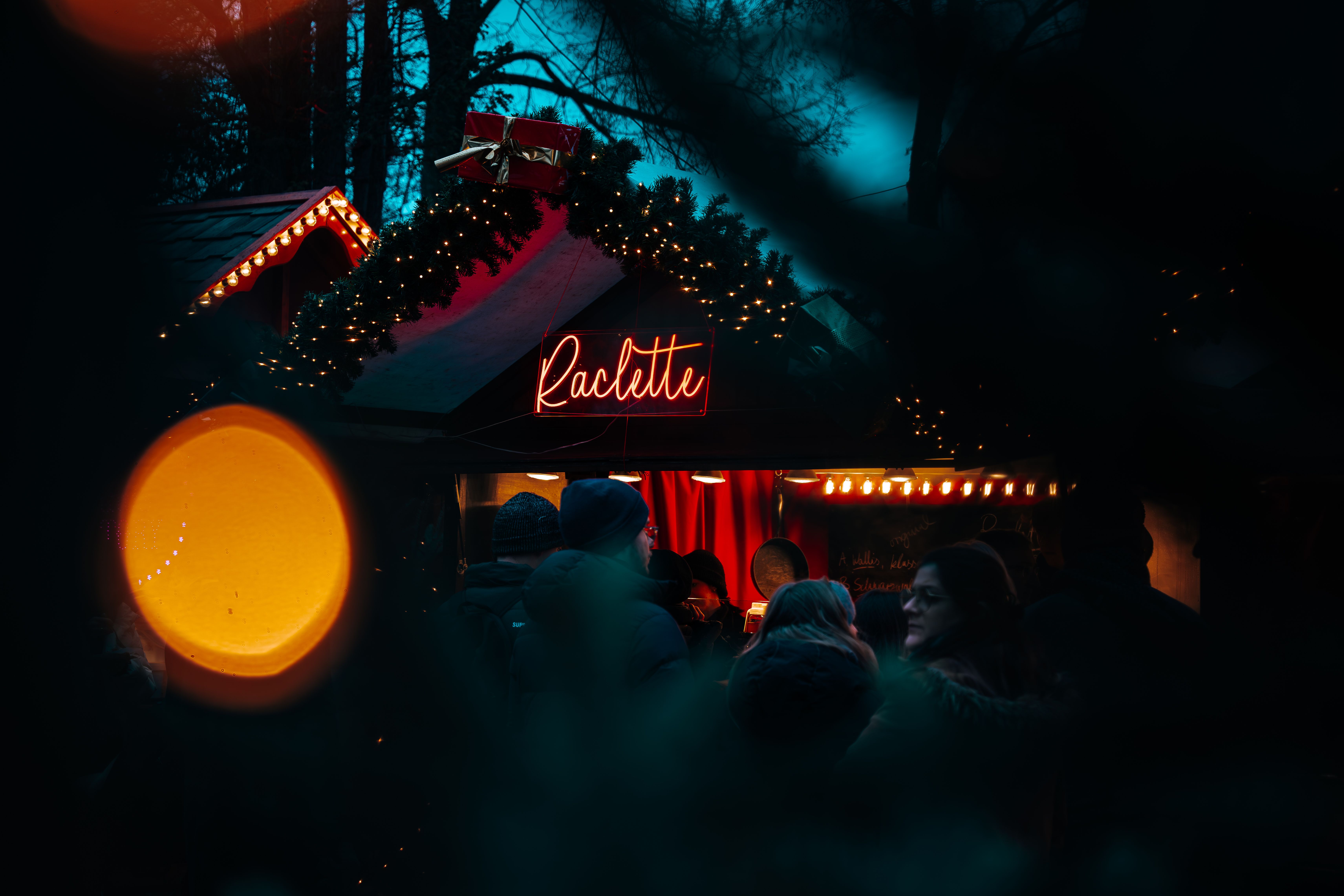 Festive Christmas Market Scene in Berlin at Night · Free Stock Photo