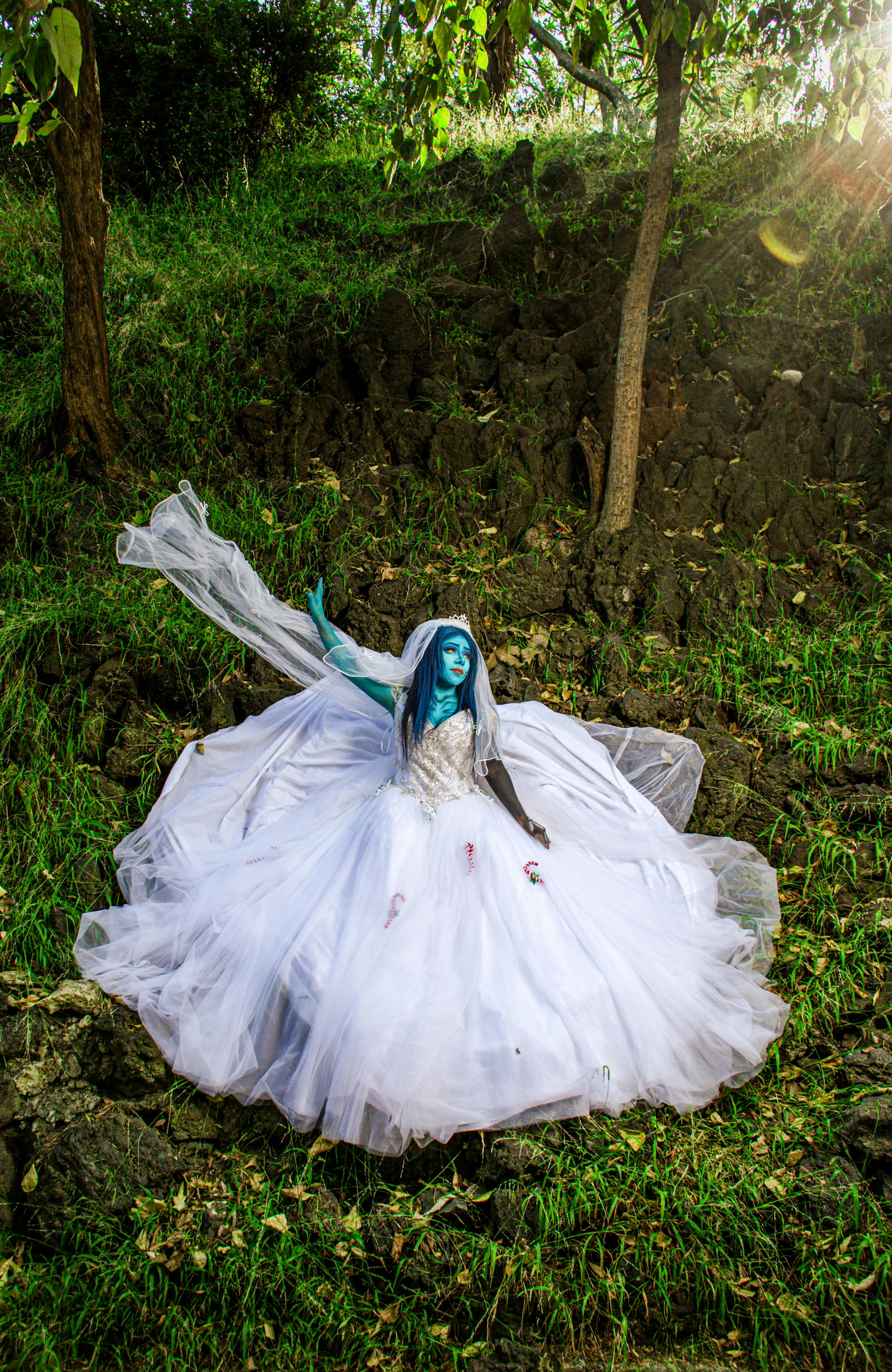Fantasy Portrait of Blue-Skinned Bride Outdoors · Free Stock Photo