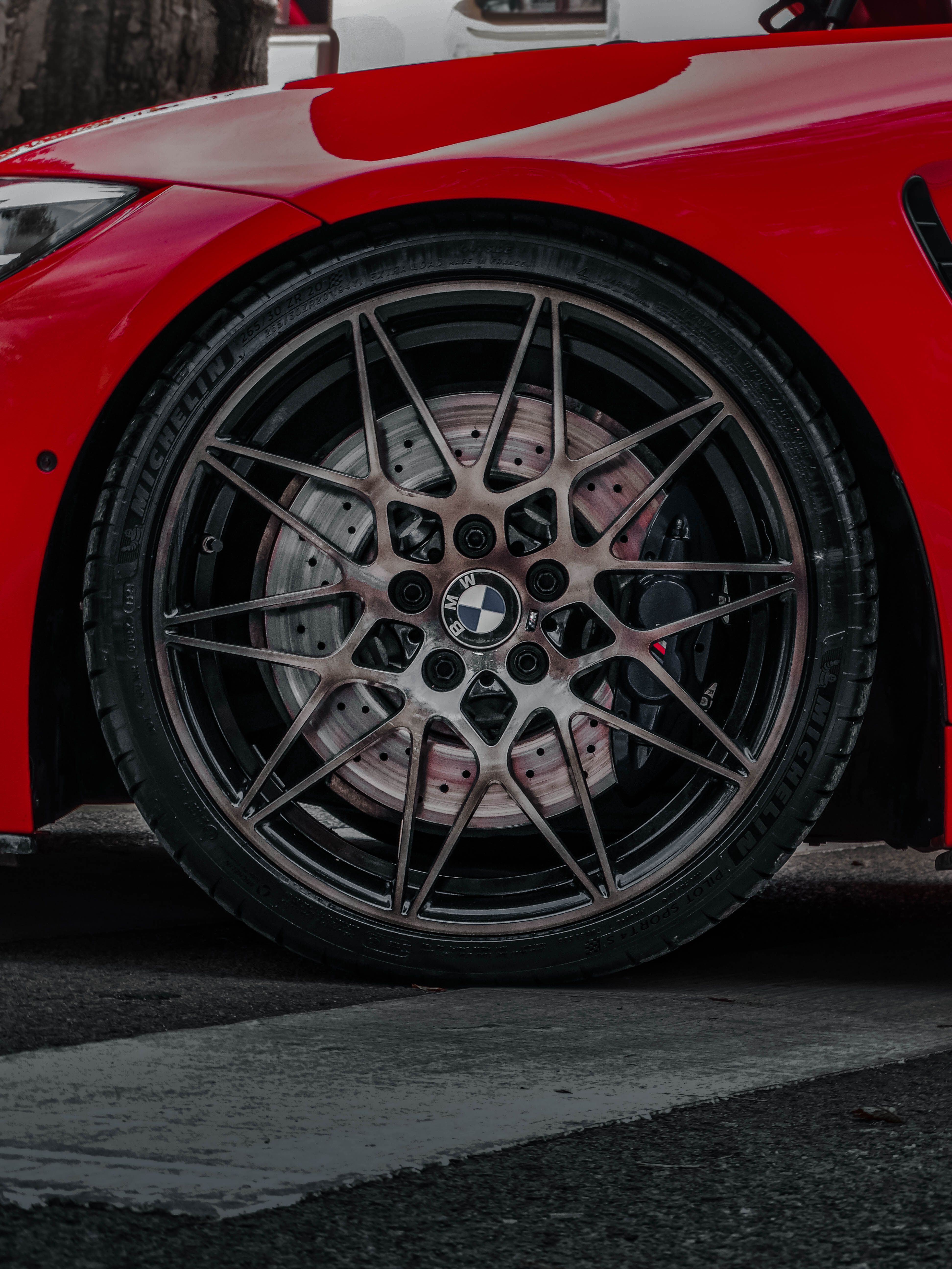 Close-Up of BMW M4 Wheel in Ankara · Free Stock Photo