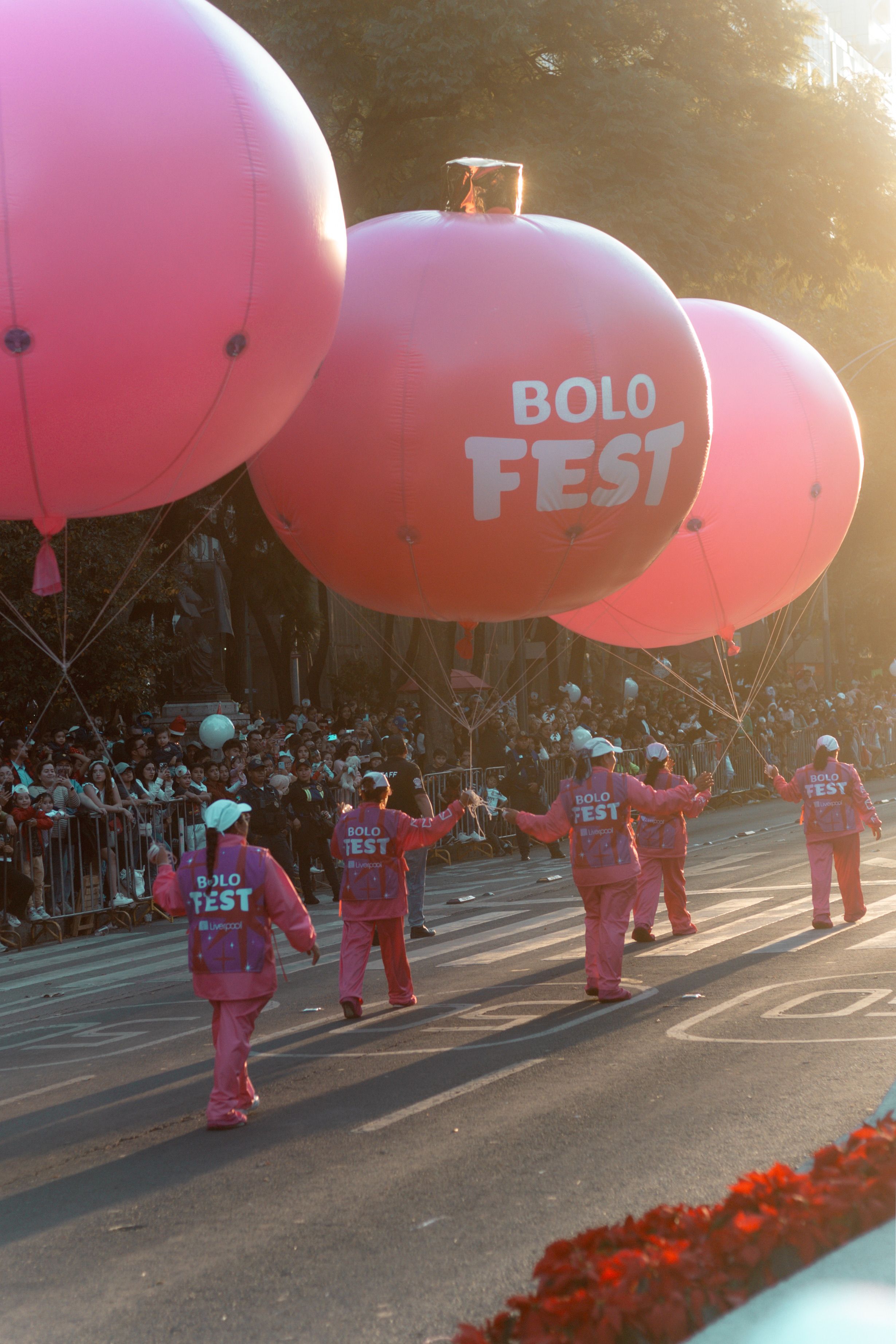 Vibrant Balloon Parade at Bolo Fest Mexico City · Free Stock Photo