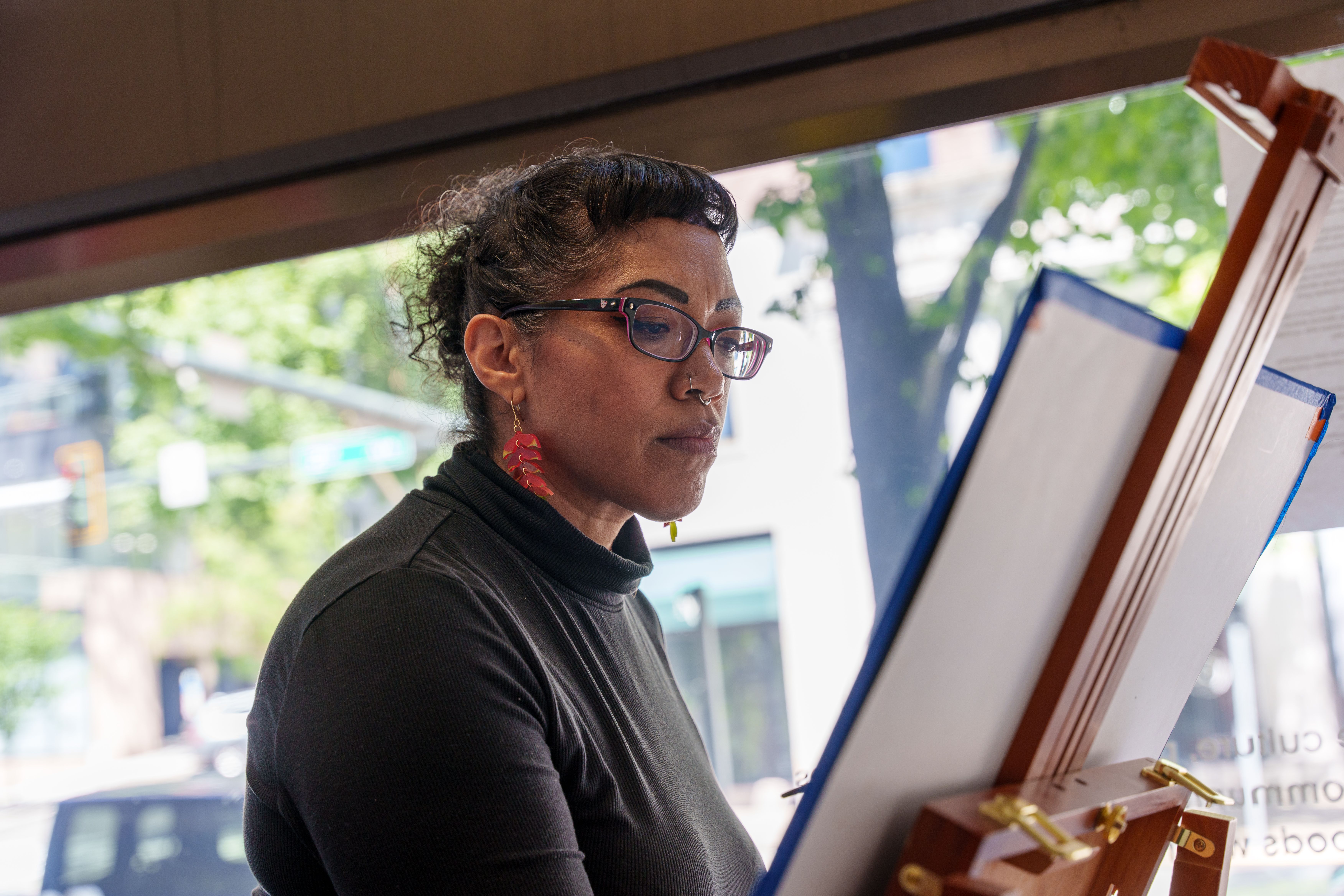 Artist Painting at Seattle Street Side · Free Stock Photo