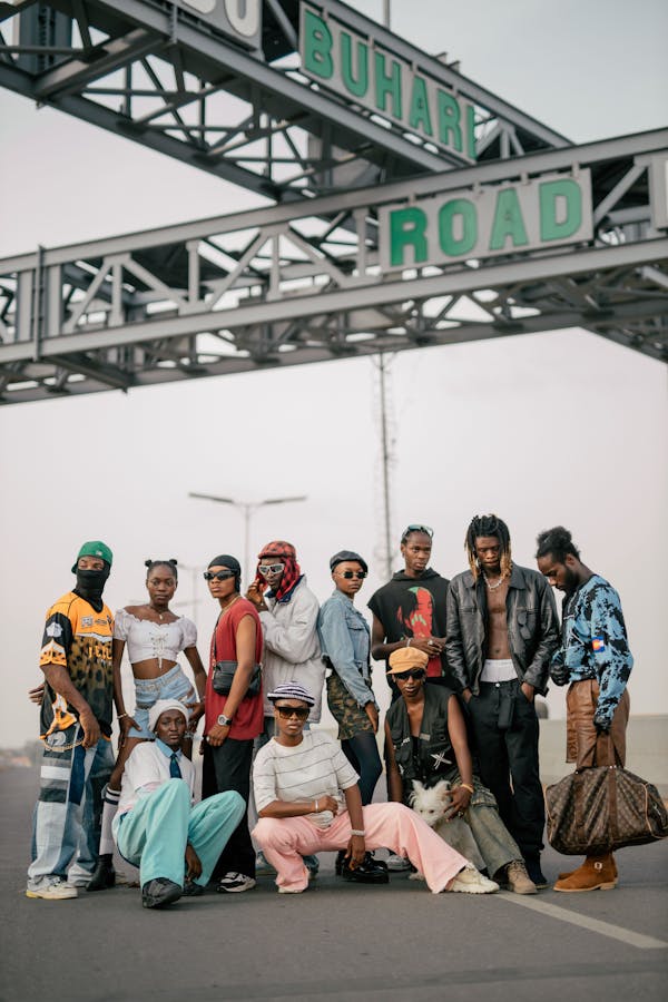 Urban People Photos, Download The BEST Free Urban People Stock Photos ...