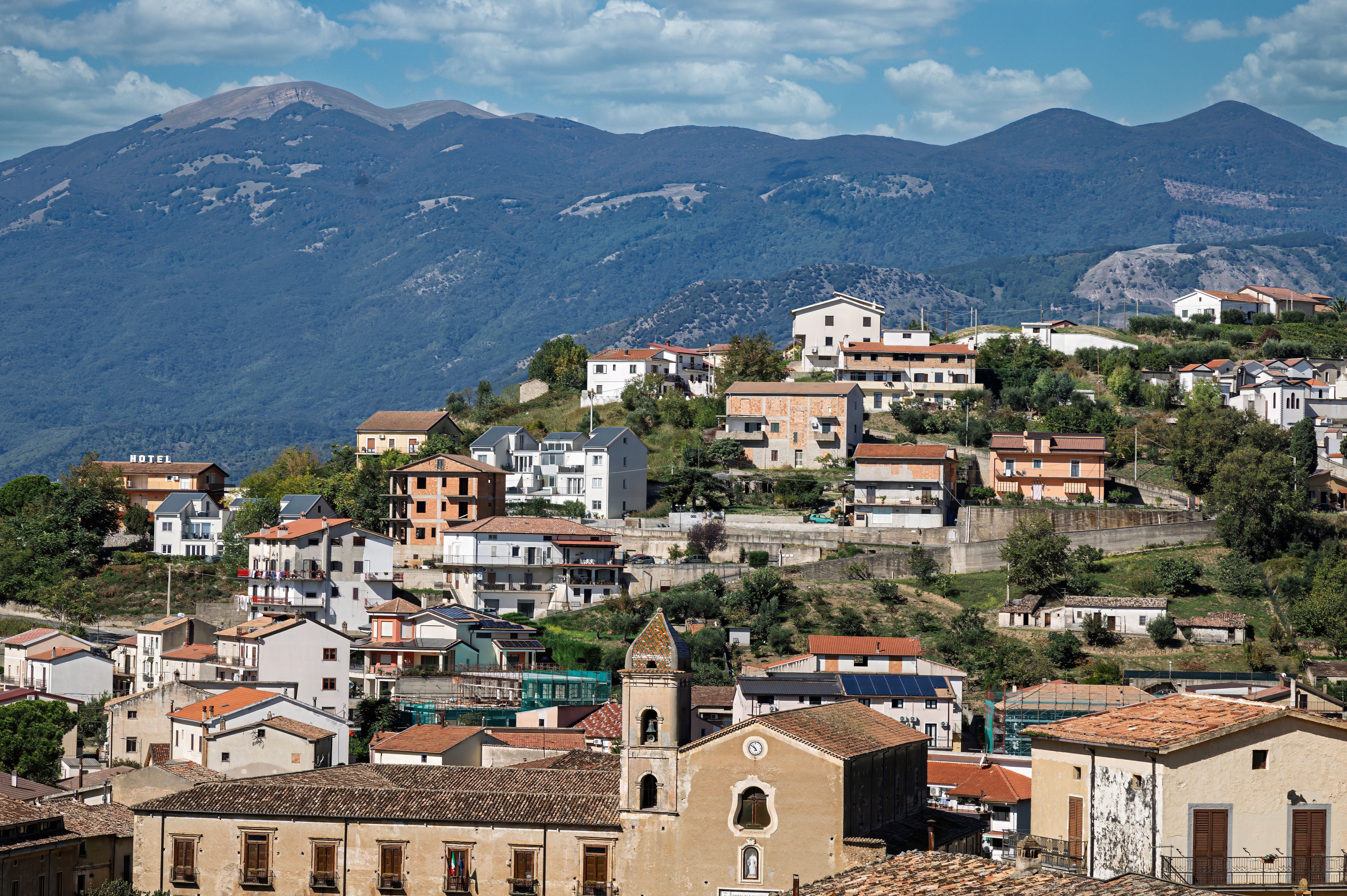 Scenic View of Villapiana with Mountain Backdrop · Free Stock Photo