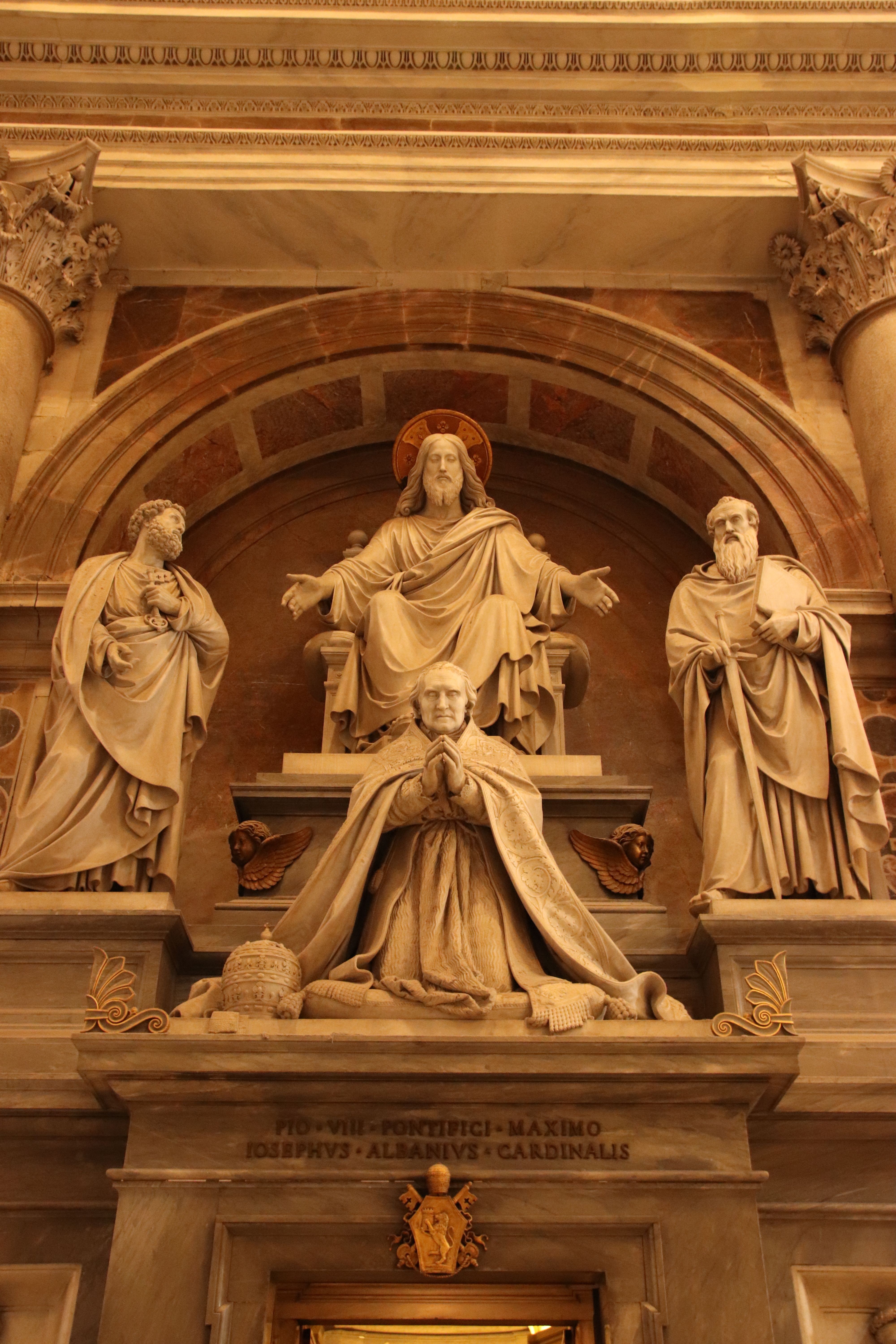 Intricate Baroque Sculptures at Vatican City · Free Stock Photo