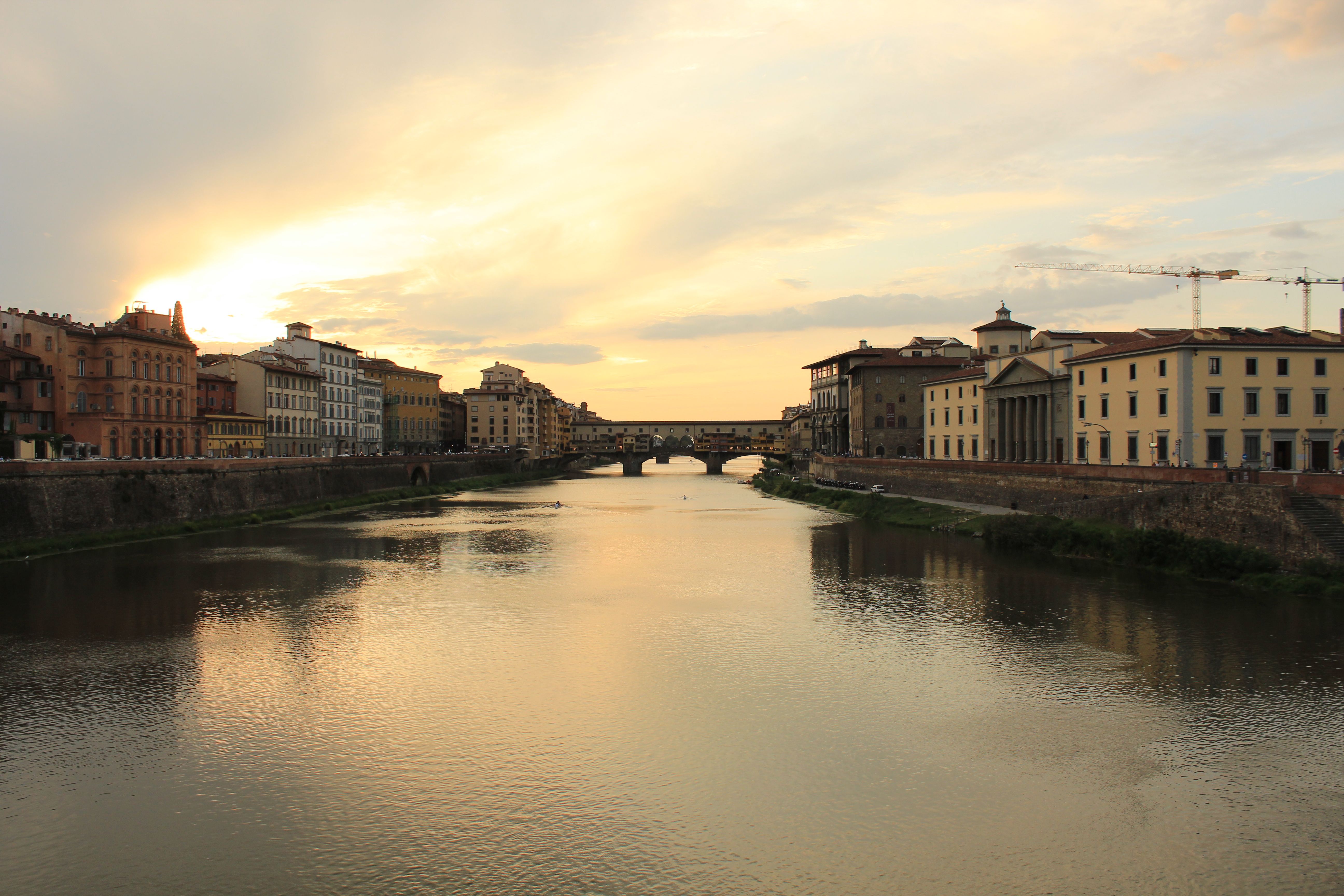 Sunset View of Arno River in Florence · Free Stock Photo