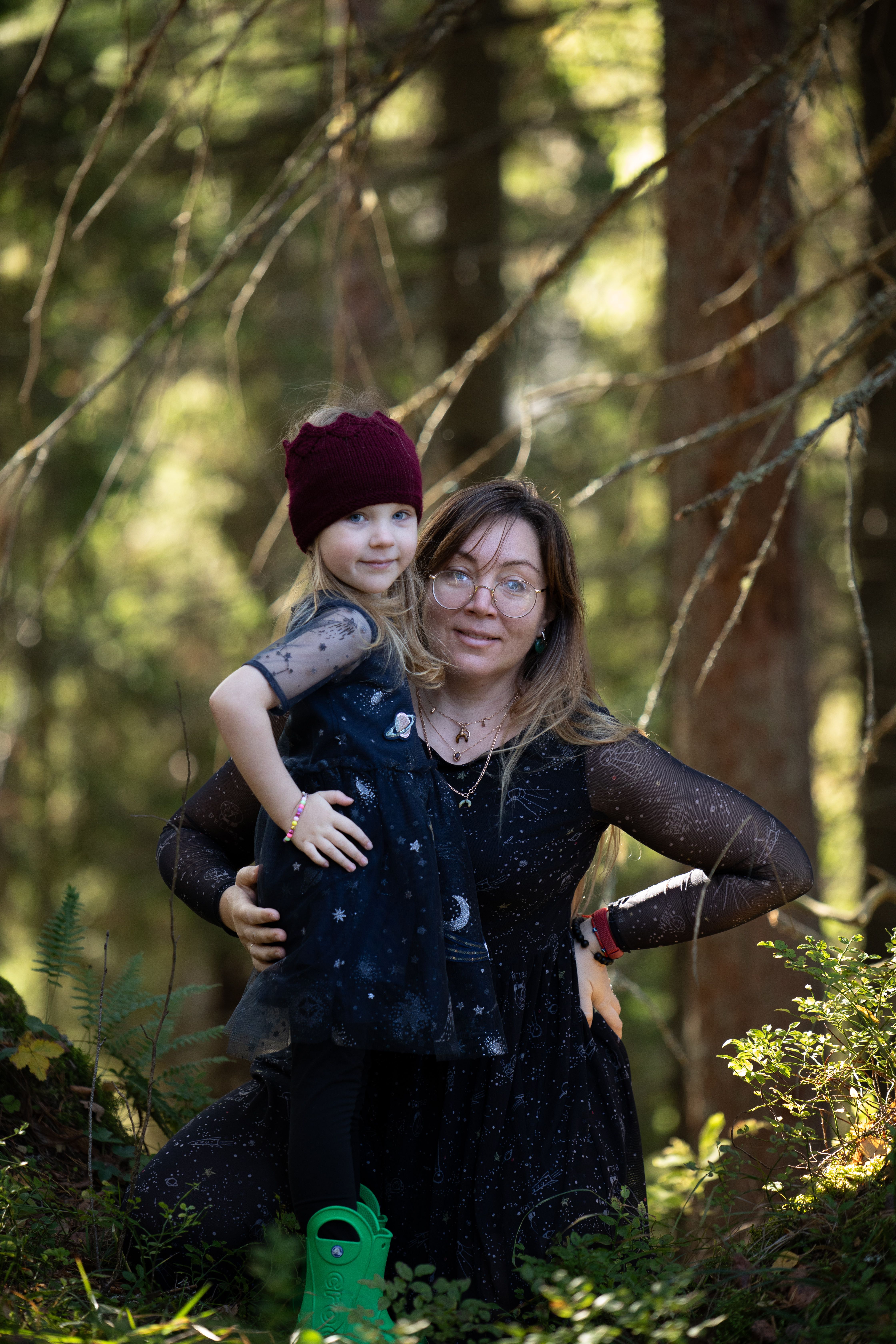 Mother and Daughter in Enchanted Forest · Free Stock Photo
