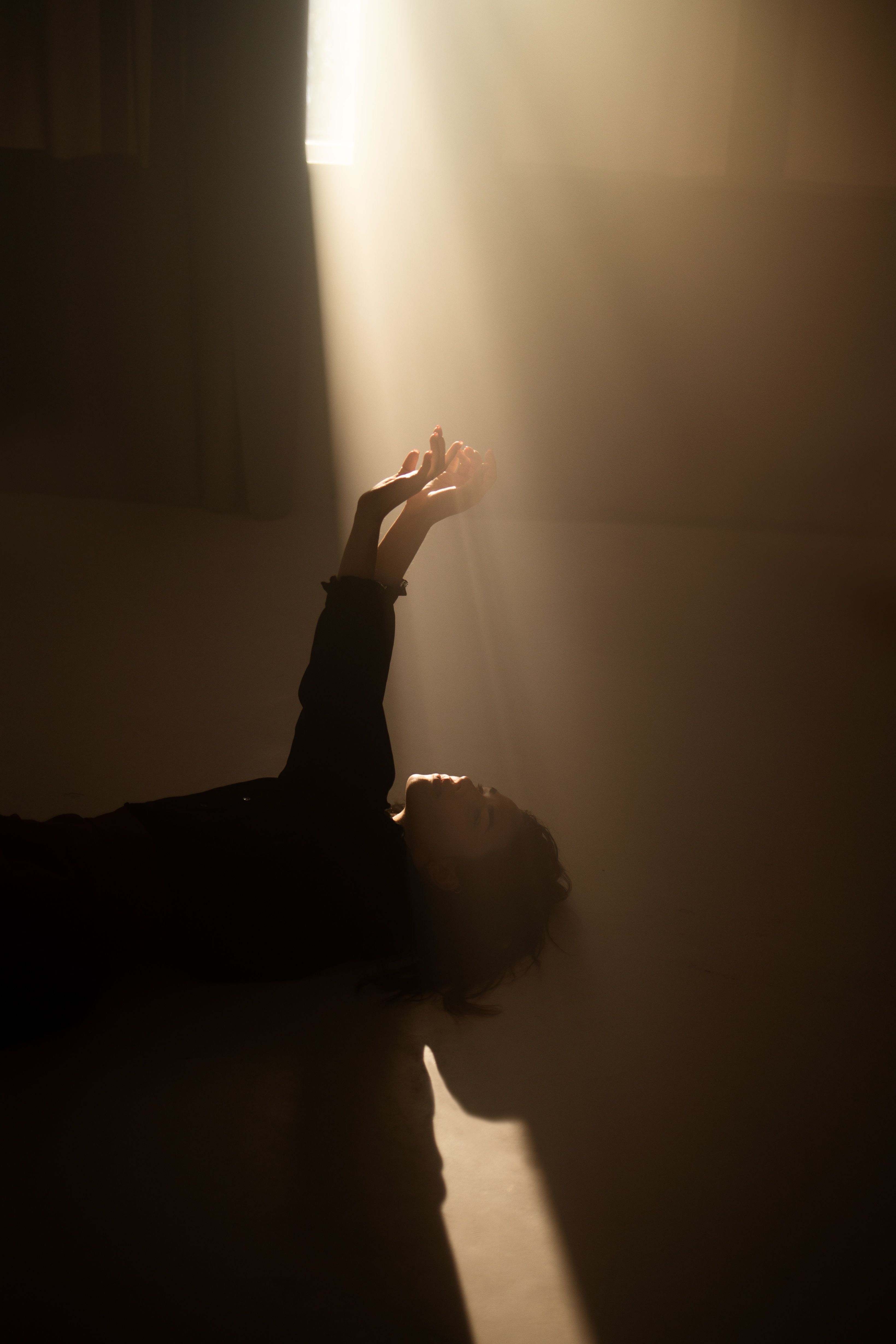 Body In Shadow Photos, Download The BEST Free Body In Shadow Stock ...