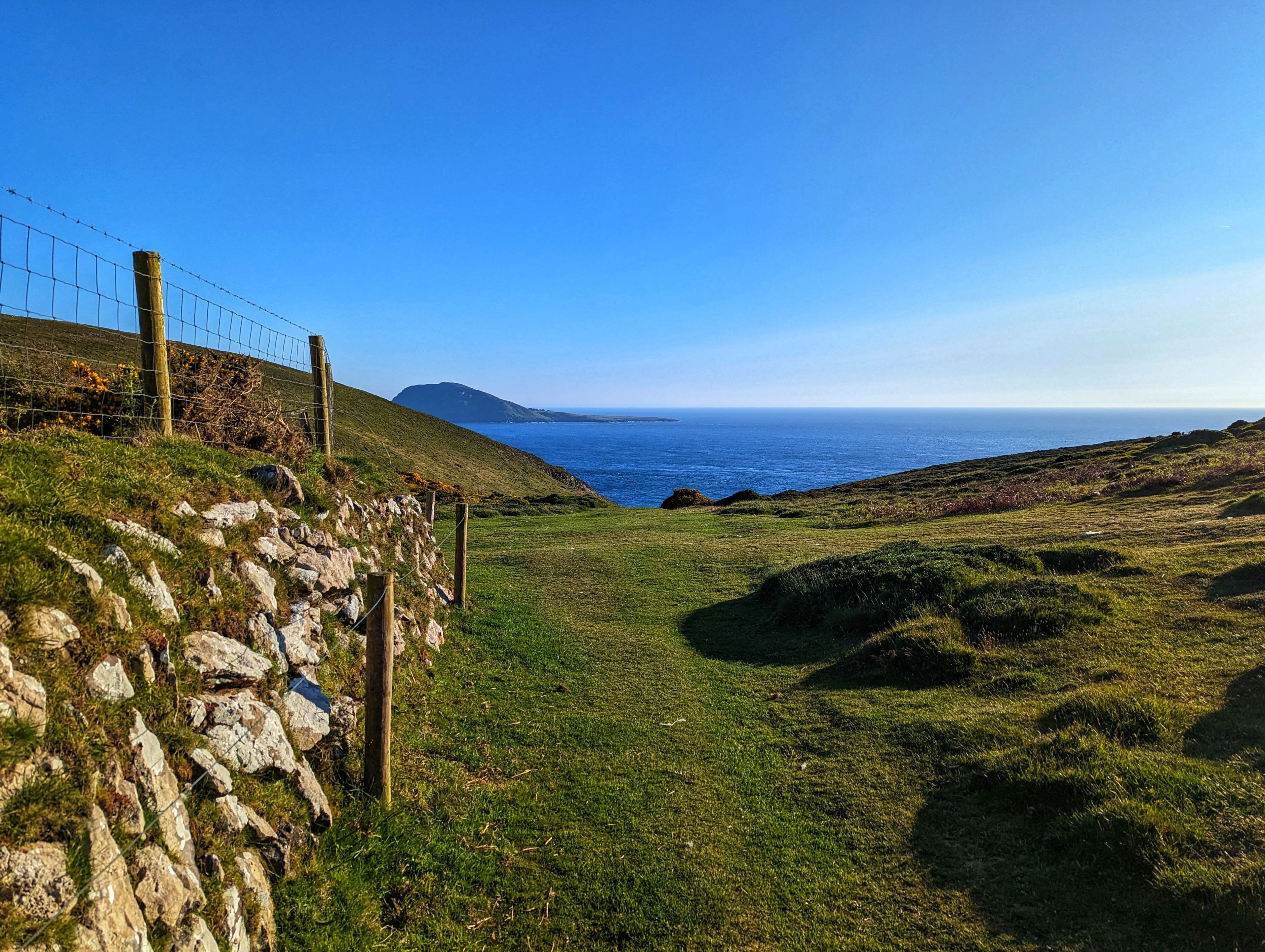Scenic Coastal Pathway in Aberdaron, Wales · Free Stock Photo