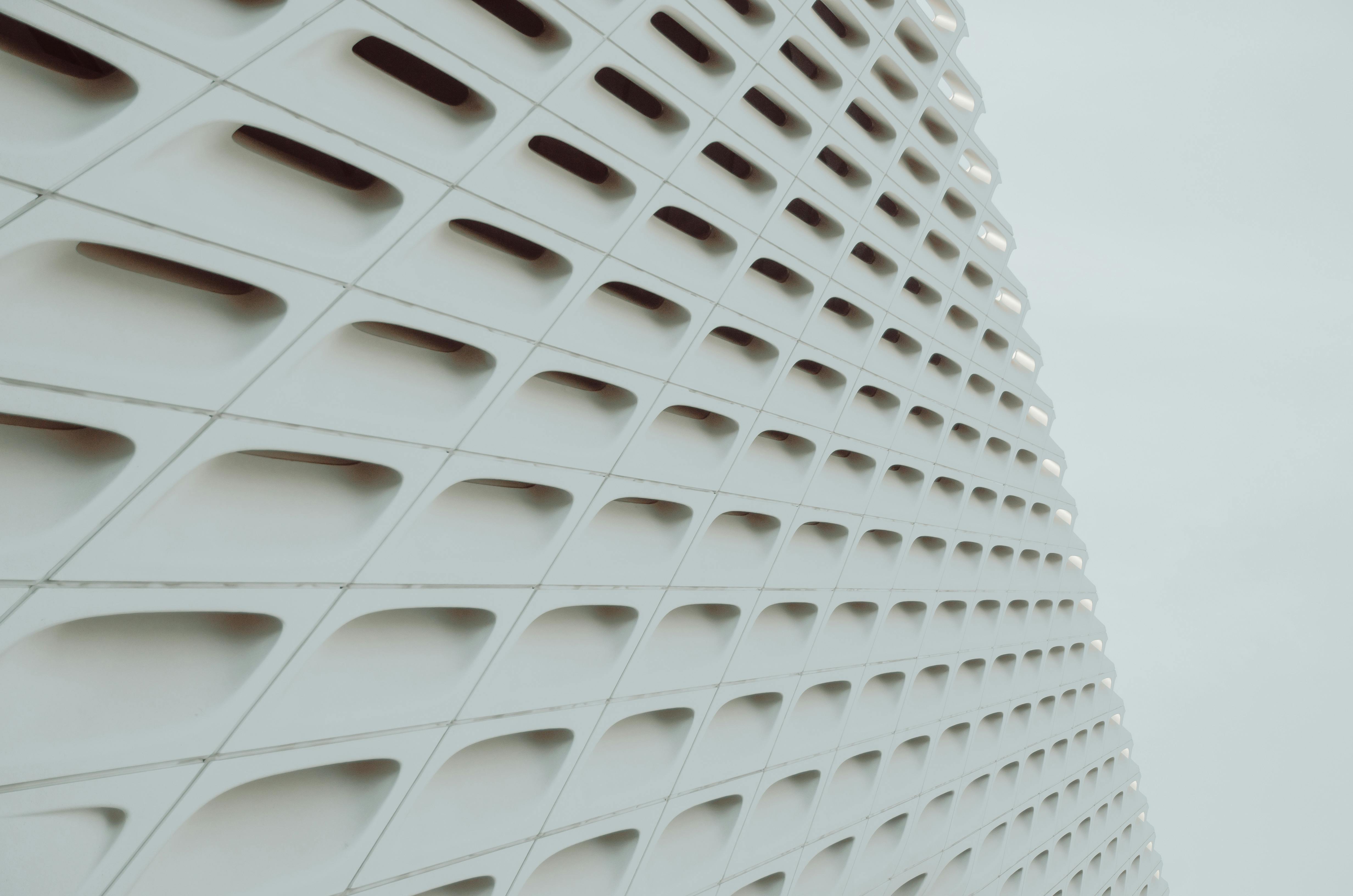 Concrete Building · Free Stock Photo