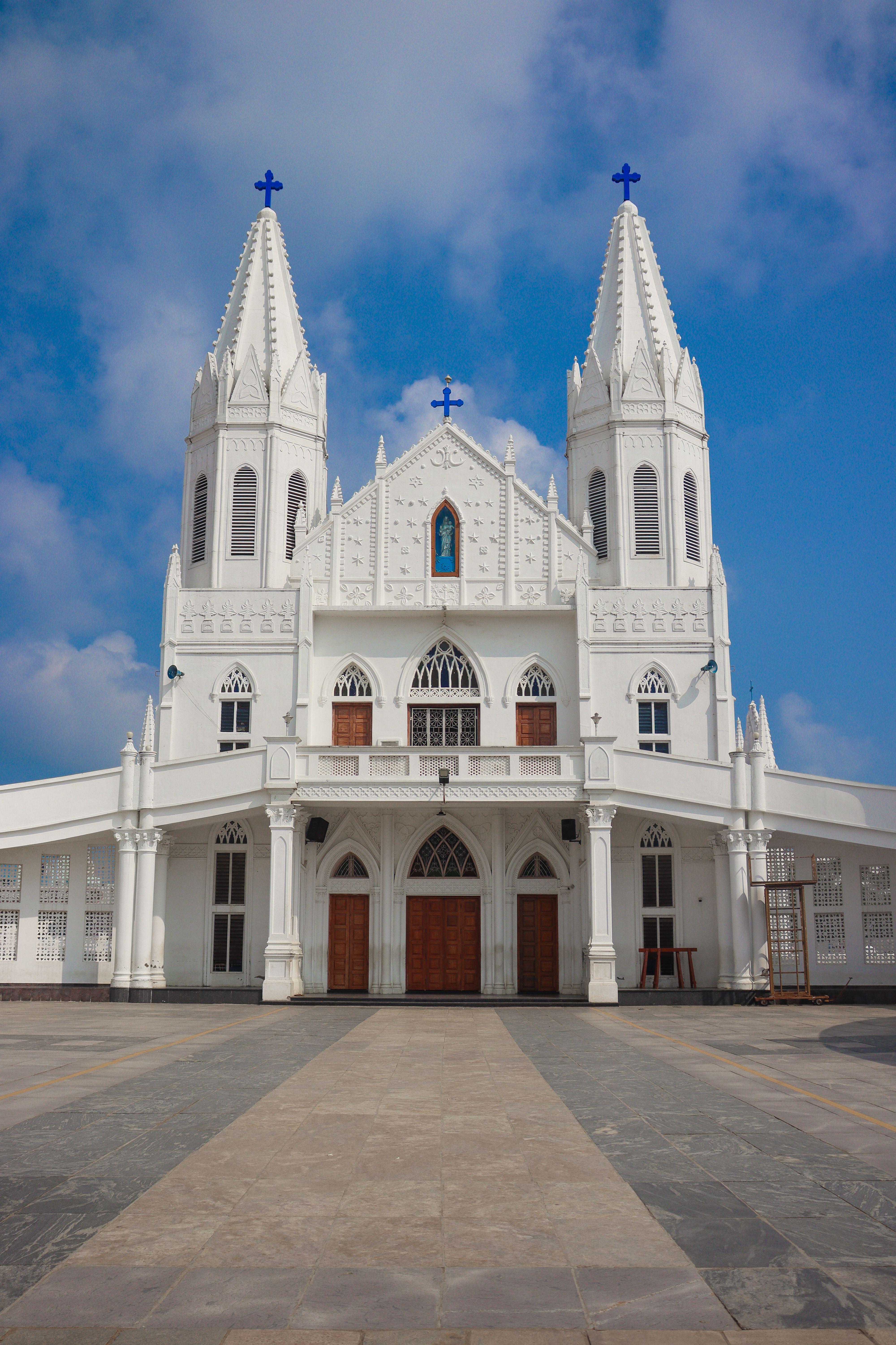 Stunning View of Velankanni Church Facade · Free Stock Photo