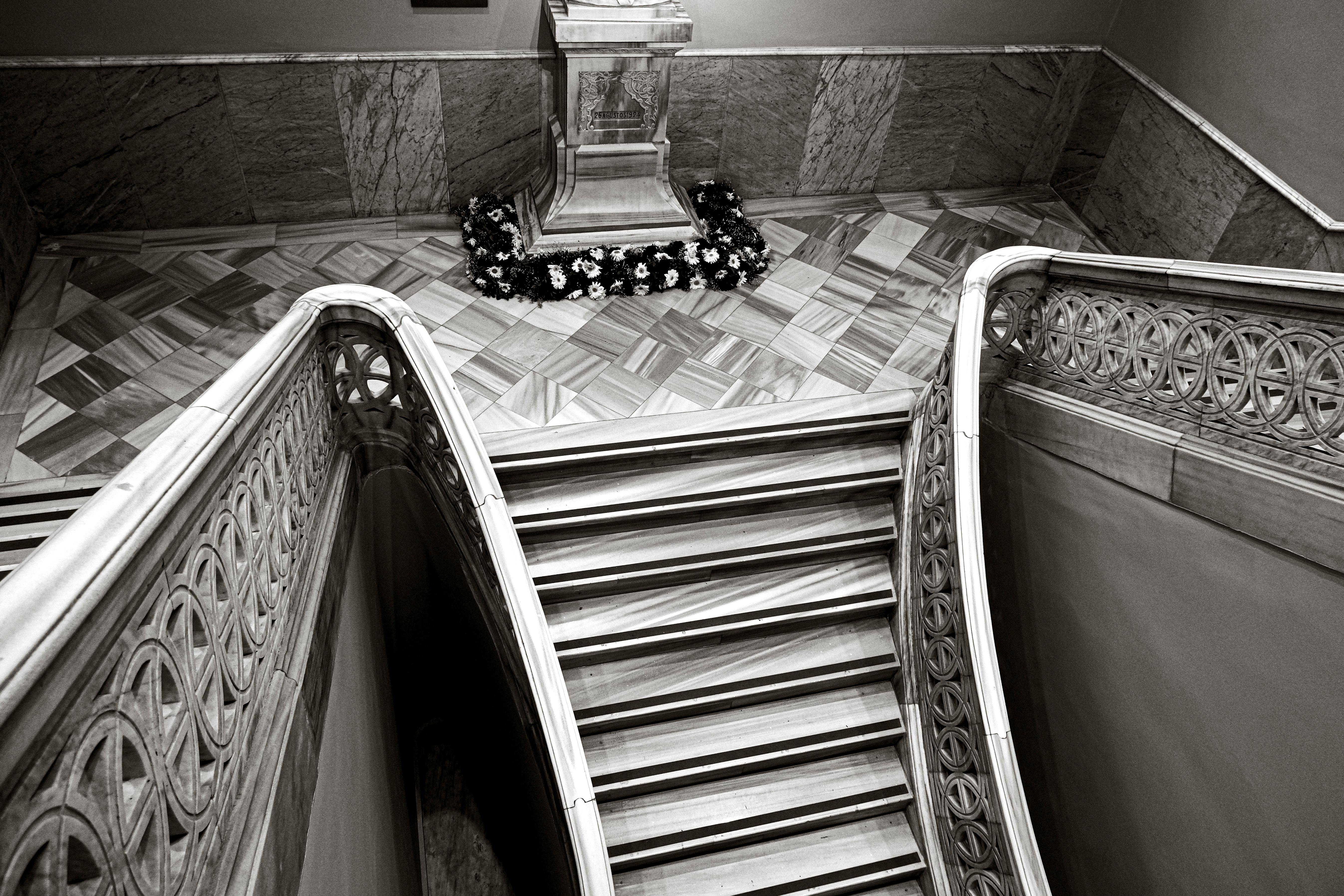 Elegant Marble Staircase with Ornate Design in İstanbul · Free Stock Photo
