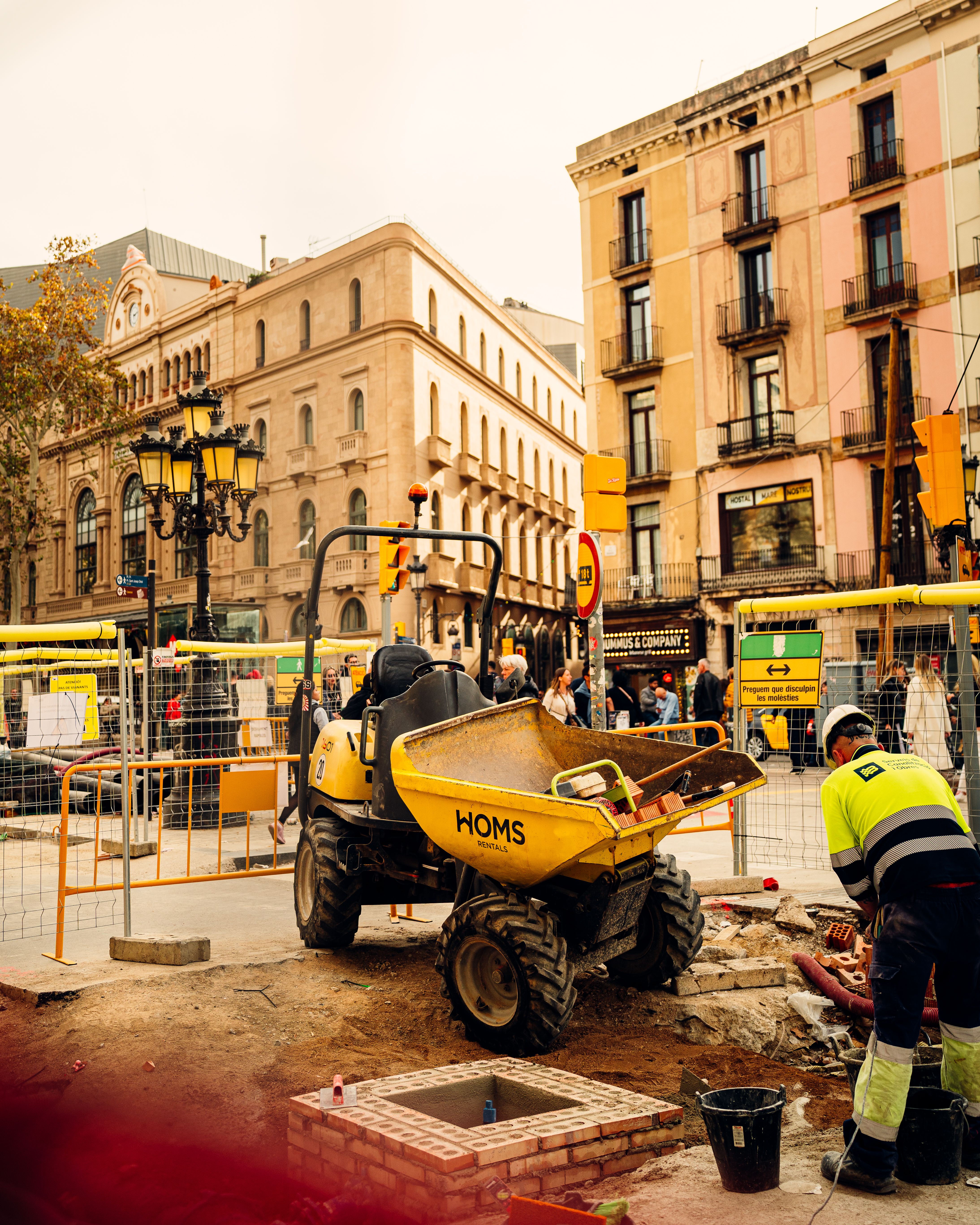 Urban Construction Scene in Barcelona City Center · Free Stock Photo