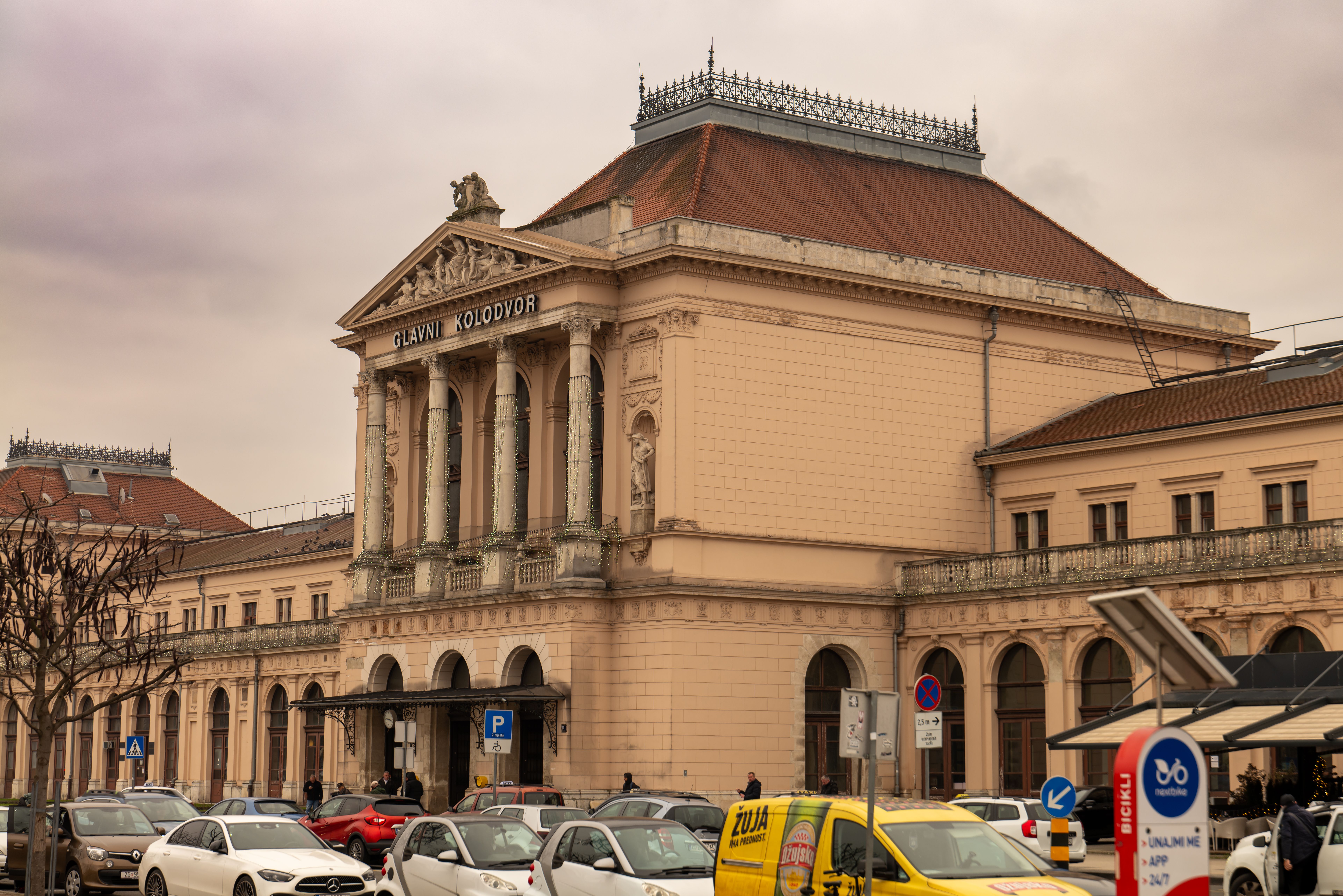 Zagreb Glavni Kolodvor Railway Station Exterior · Free Stock Photo