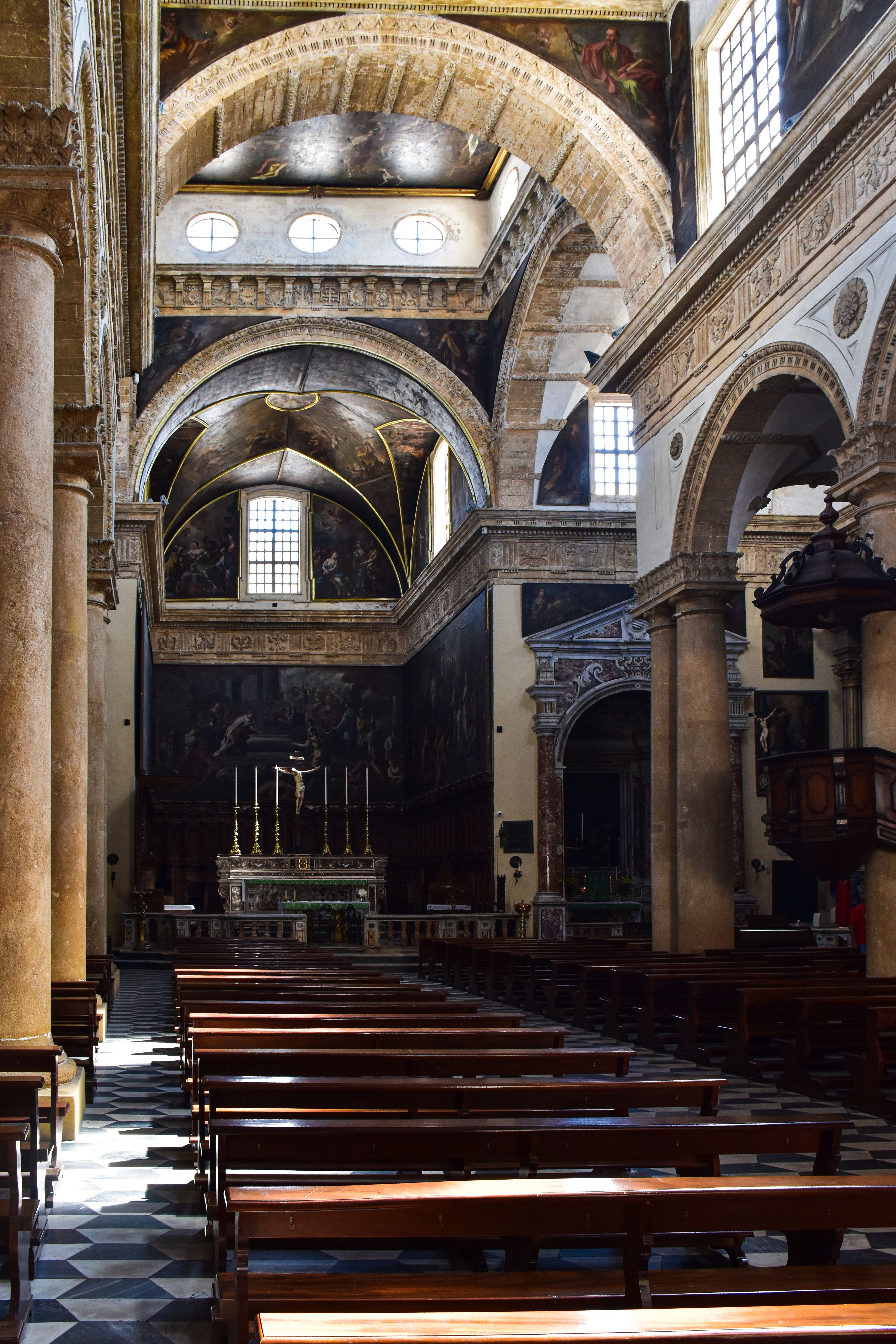 Historic Cathedral Interior with Arched Ceilings · Free Stock Photo