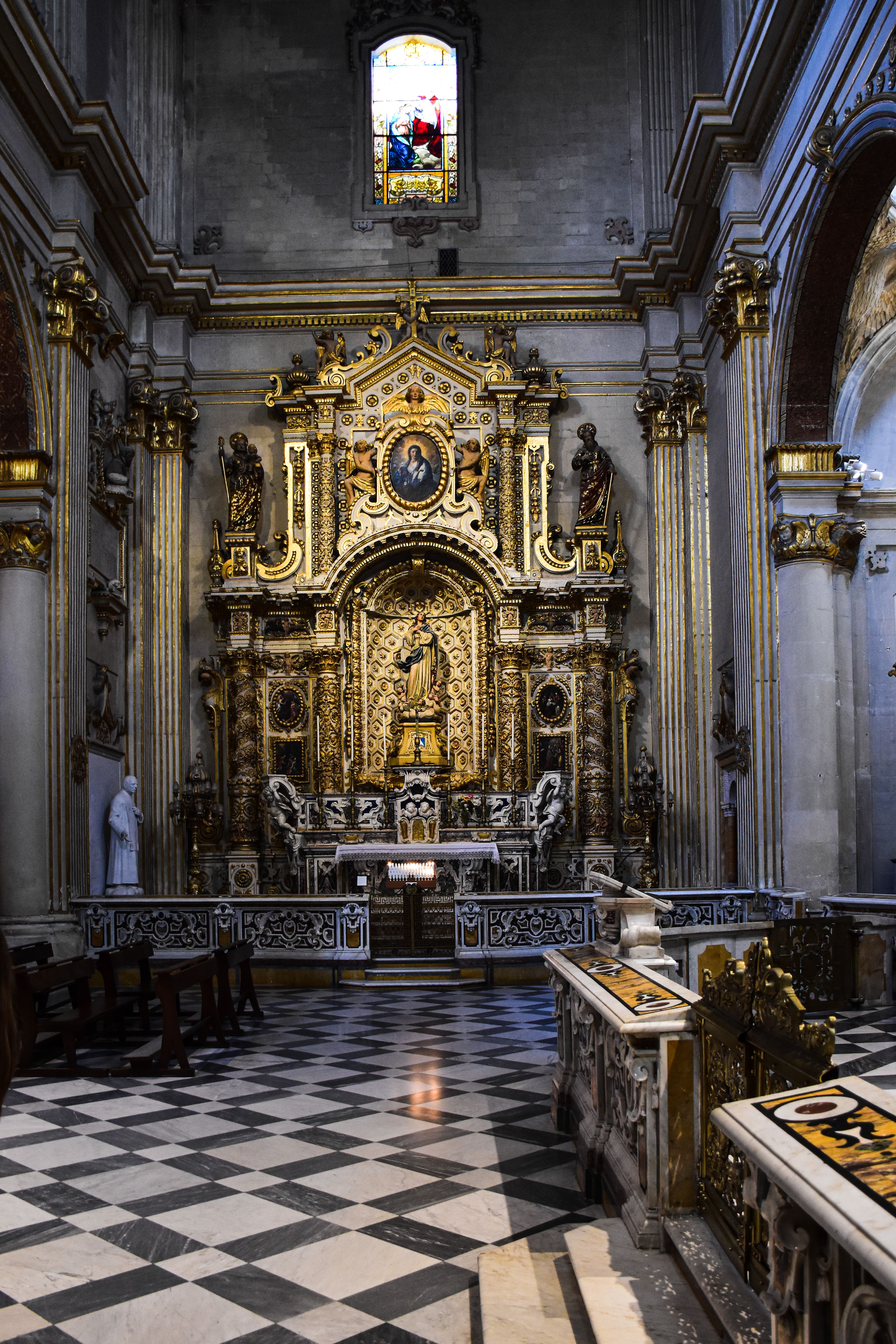 Ornate Baroque Church Interior in Apulia · Free Stock Photo