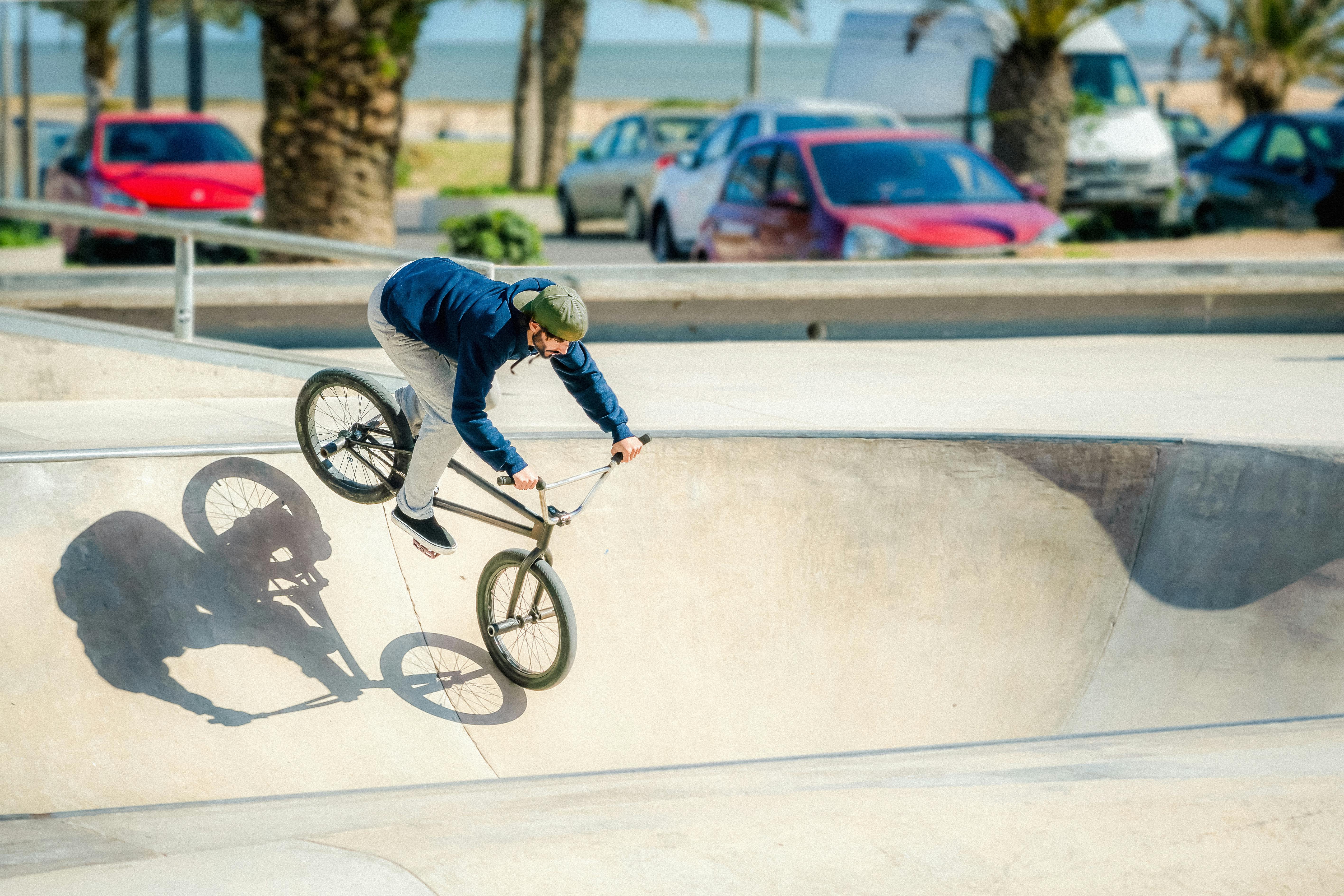 Dynamic BMX Stunt in Sunny Peru Skate Park · Free Stock Photo
