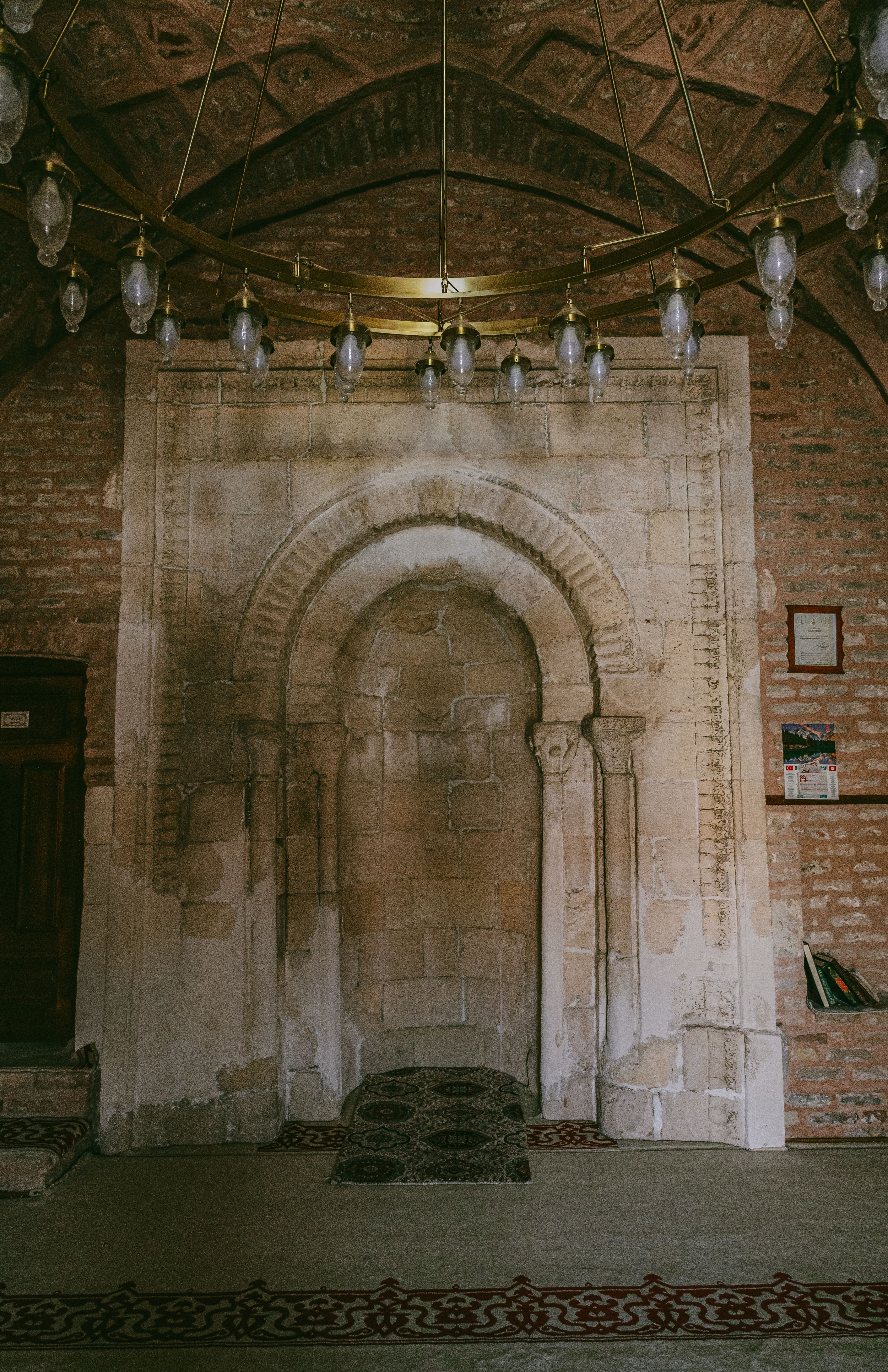 Historic Stone Archway Interior Design · Free Stock Photo