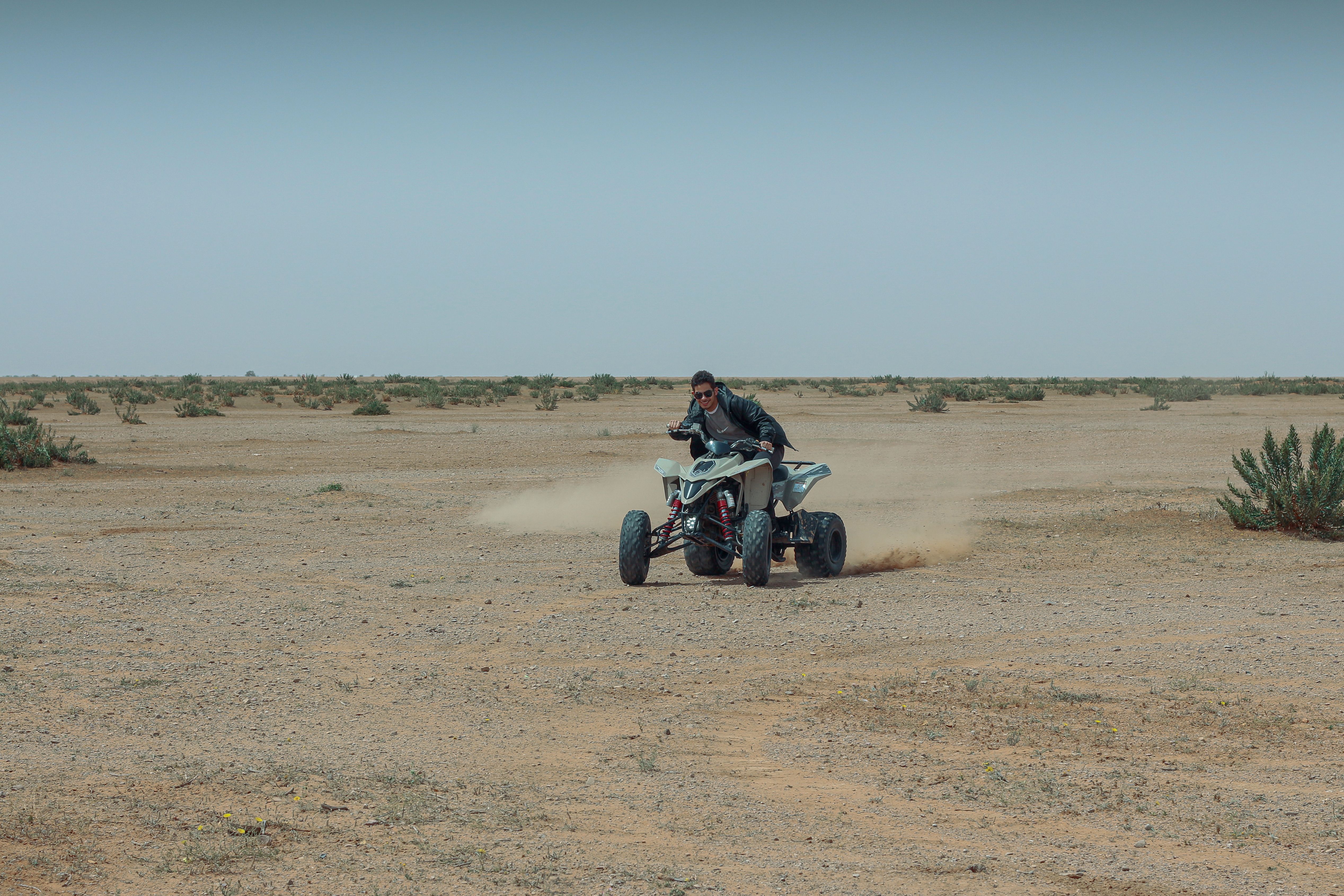 Off-Road Adventure in Saudi Desert · Free Stock Photo