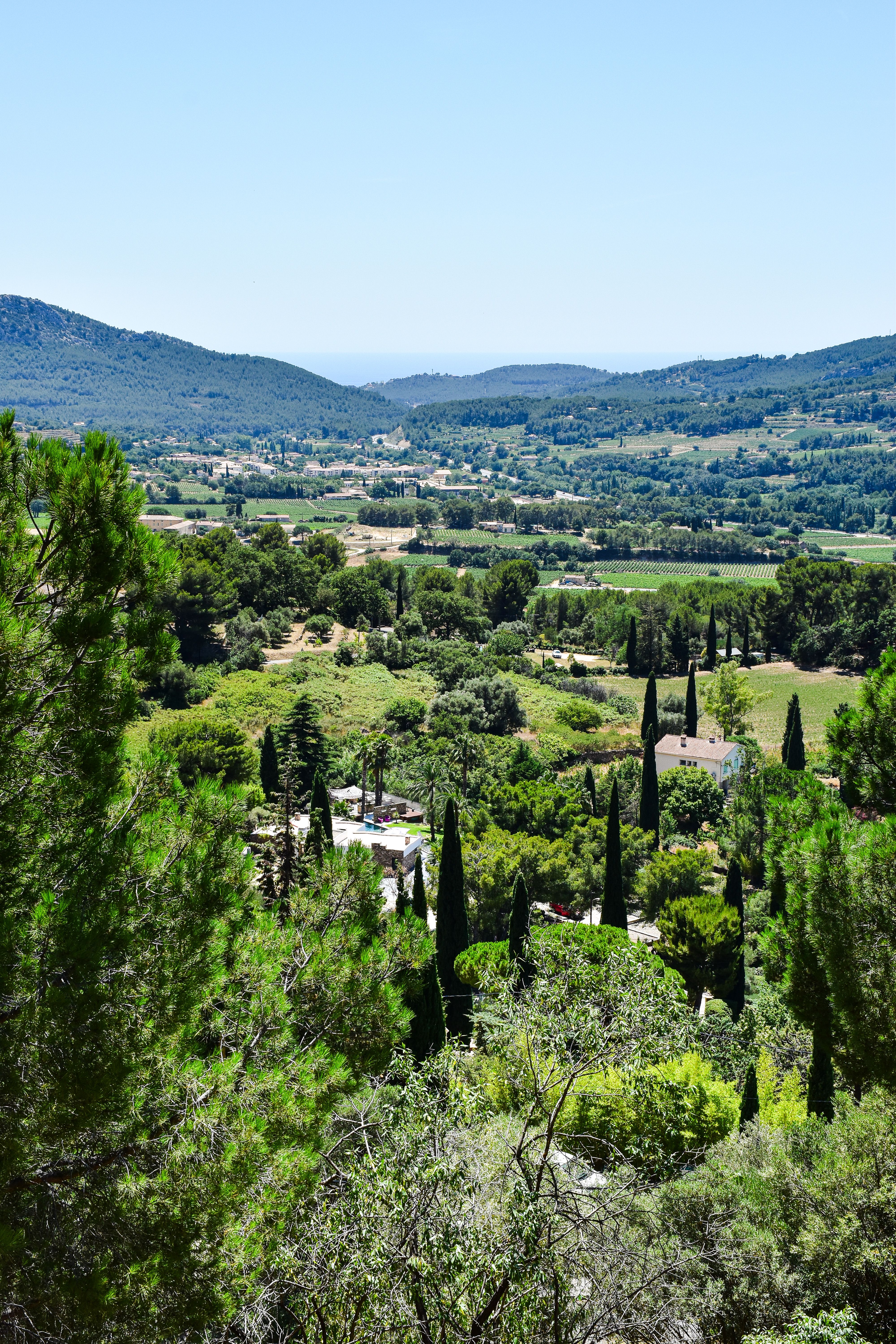 Scenic View of Provence-Alpes-Côte d'Azur · Free Stock Photo