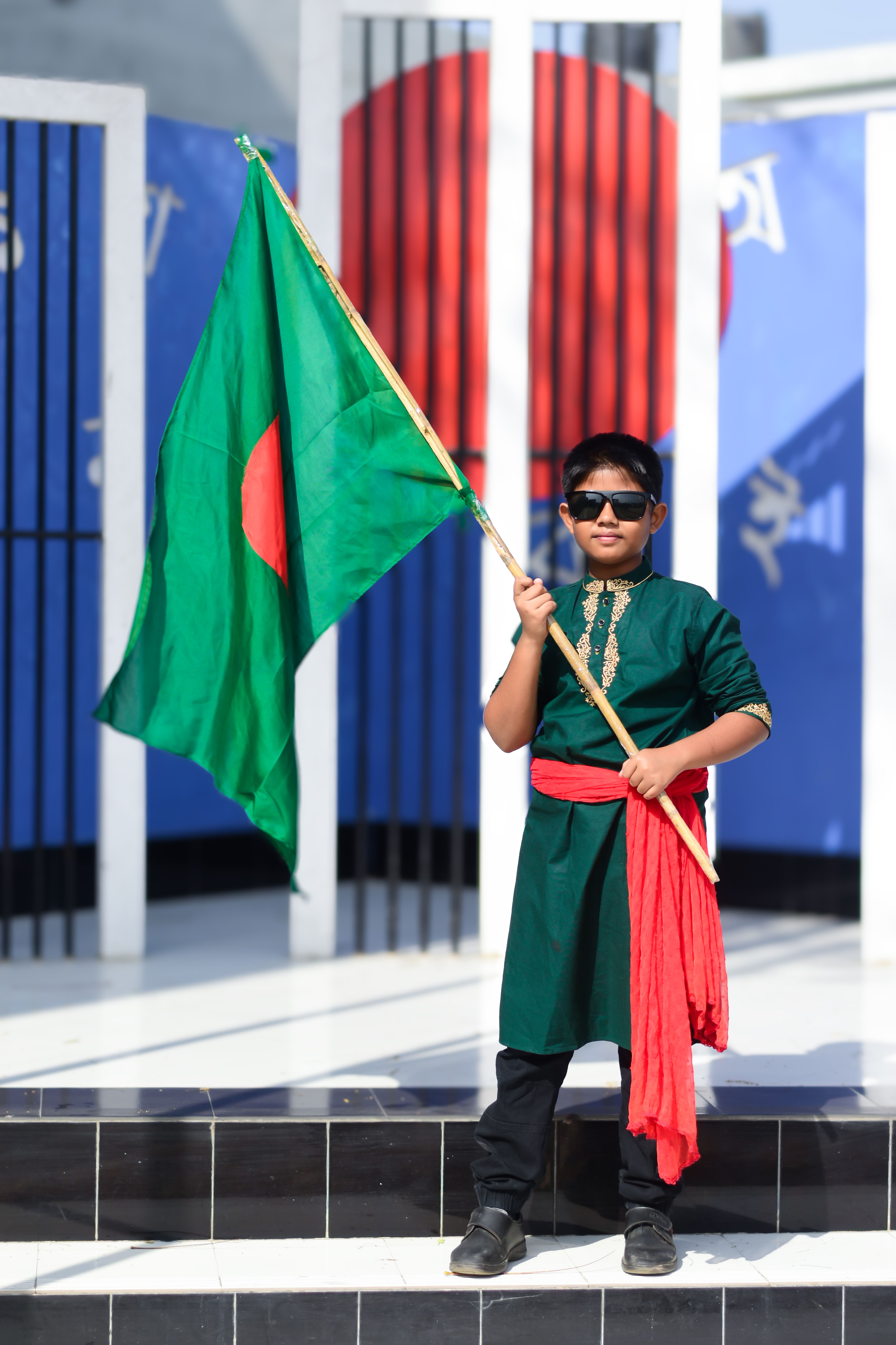 Bangladeshi Boy With Flag Photos, Download The BEST Free Bangladeshi ...