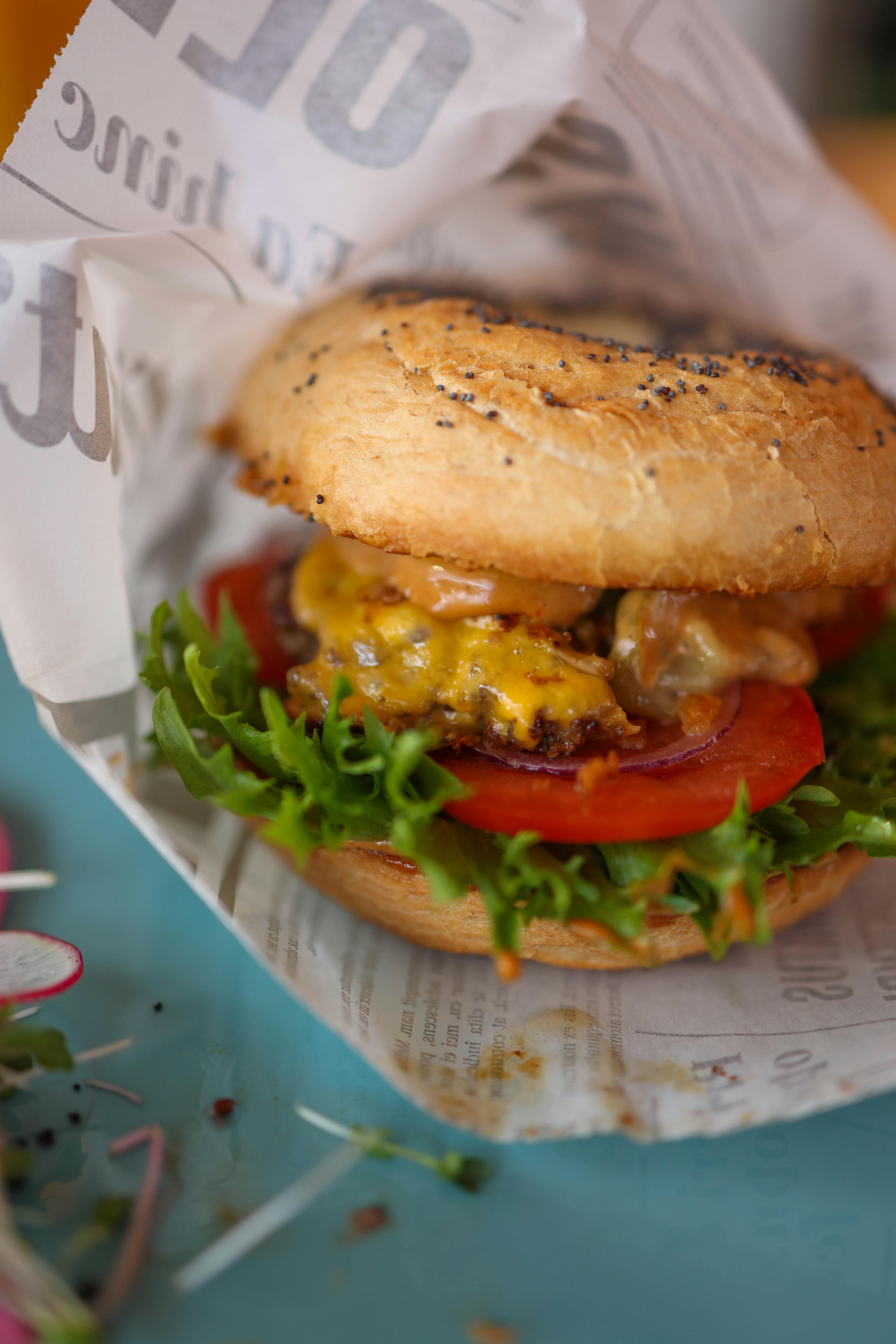 Burger Take Out Photos, Download The BEST Free Burger Take Out Stock ...