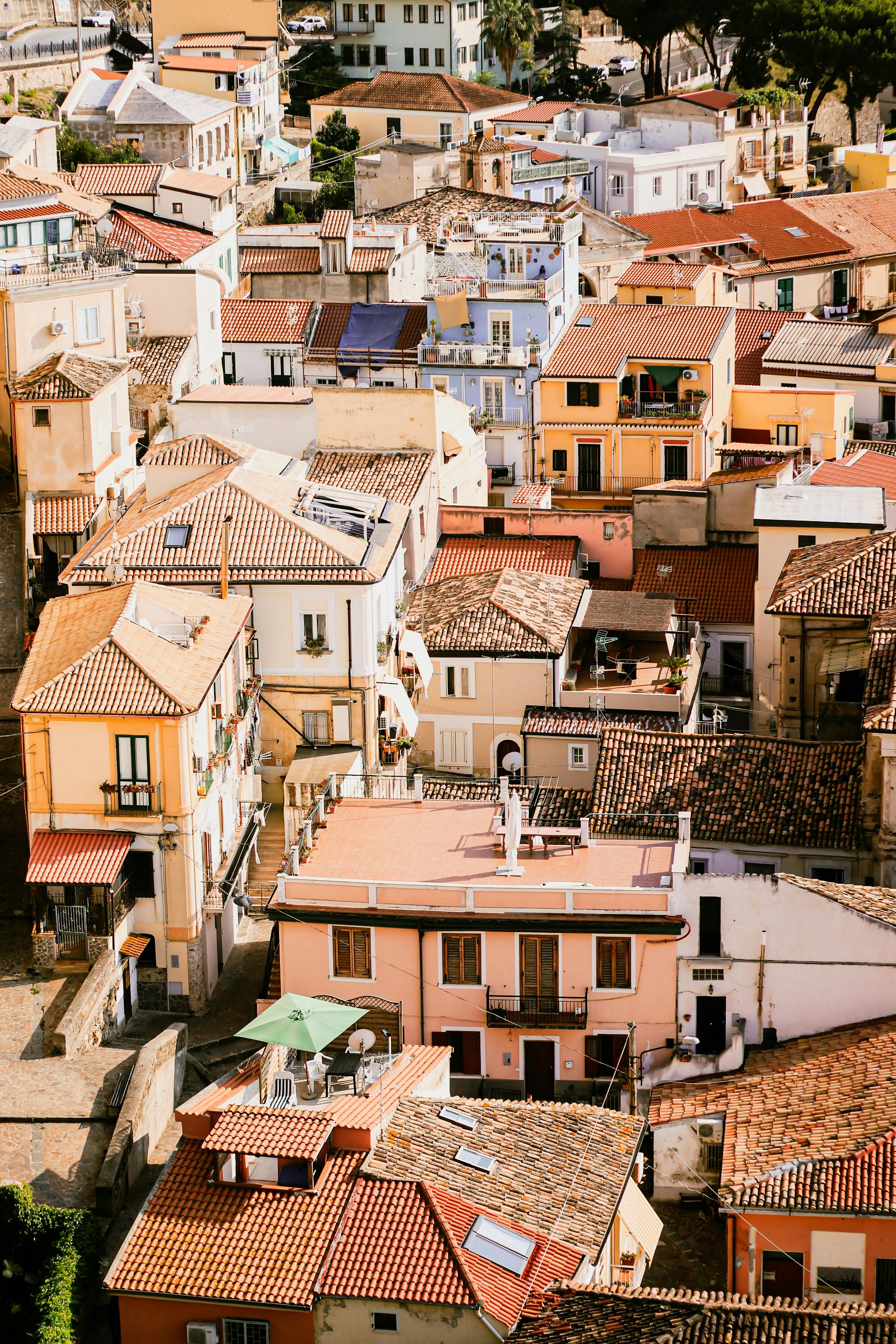 Charming Italian Rooftops in Vibrant Sunlight · Free Stock Photo