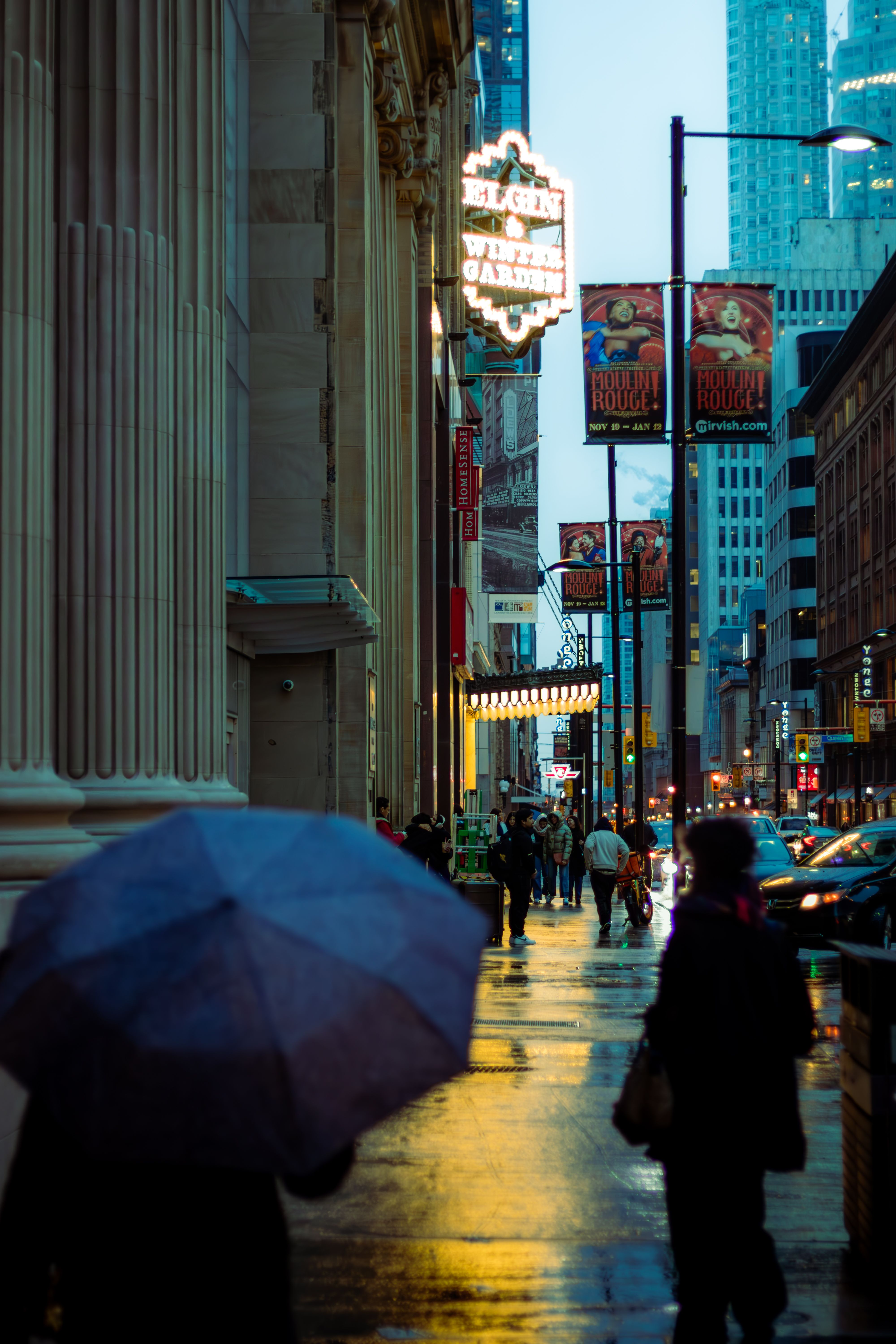 Toronto City Street Scene After Rain · Free Stock Photo