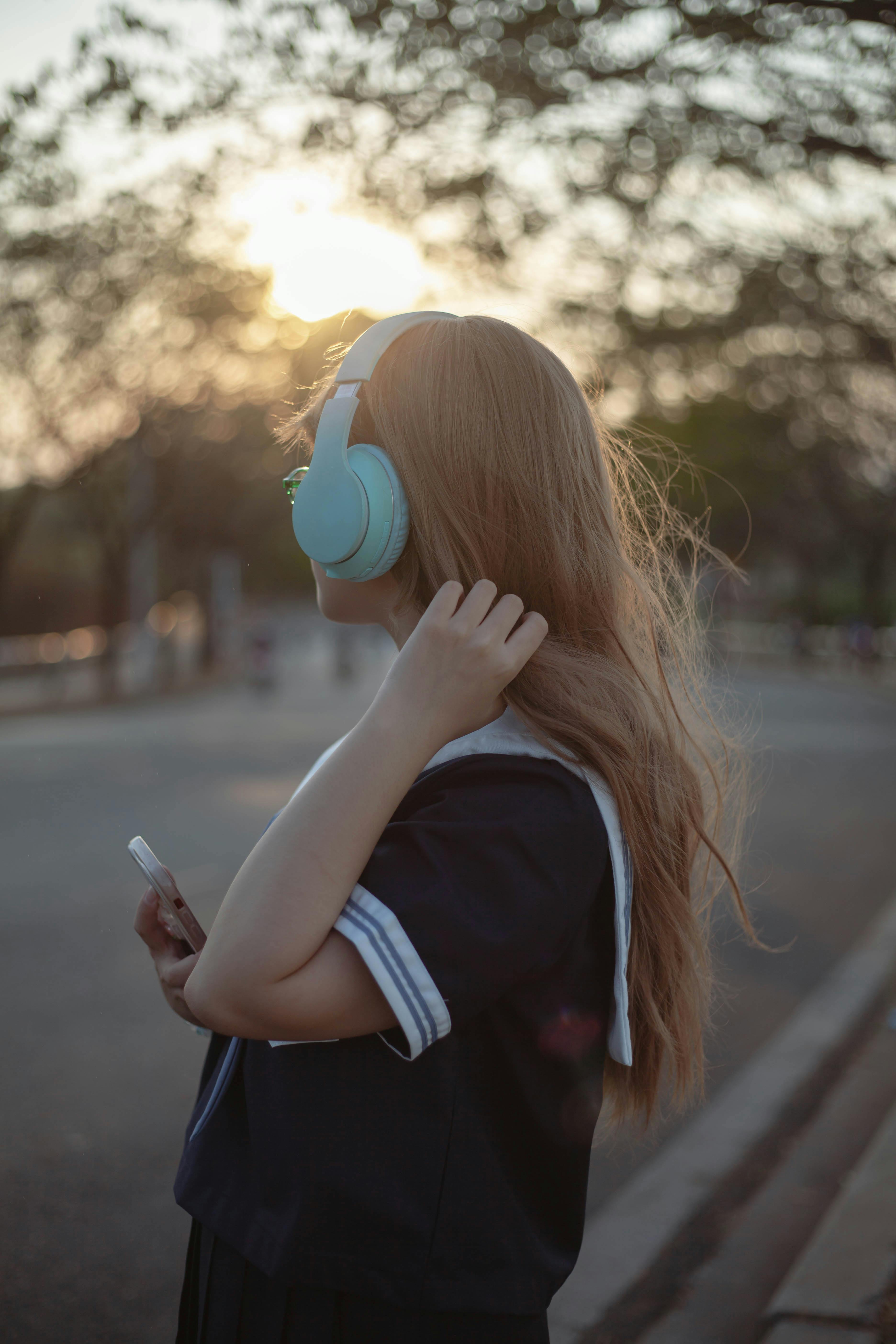 Karya Seni Audio Photos, Download The BEST Free Karya Seni Audio Stock ...