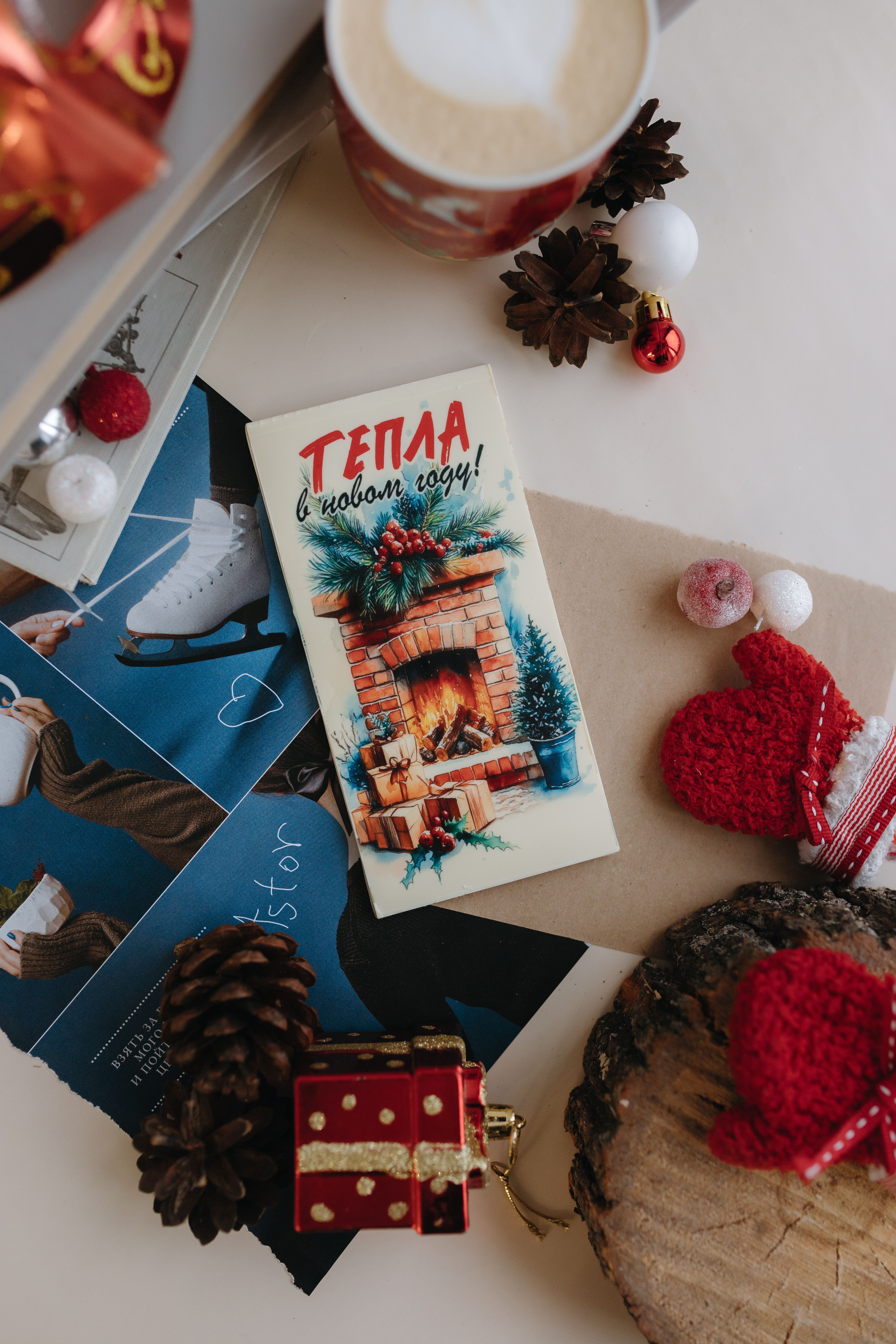 Cozy Christmas Flat Lay with Greeting Card · Free Stock Photo