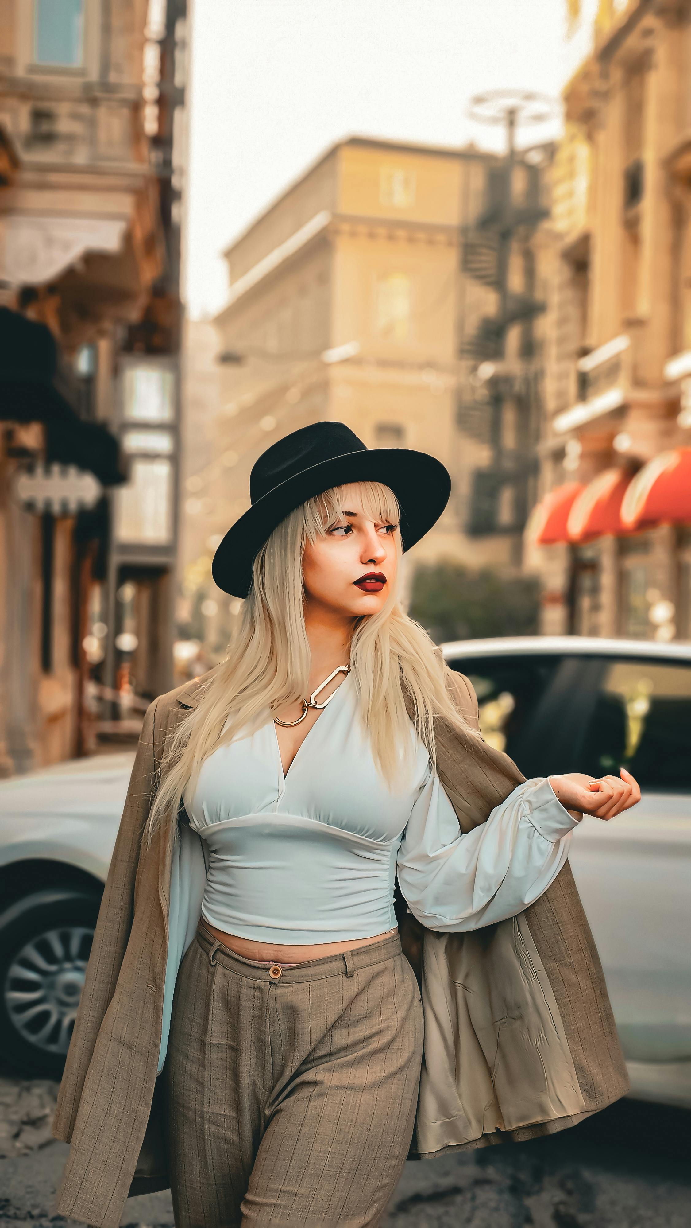 Car Between Buildings Photos, Download The BEST Free Car Between ...