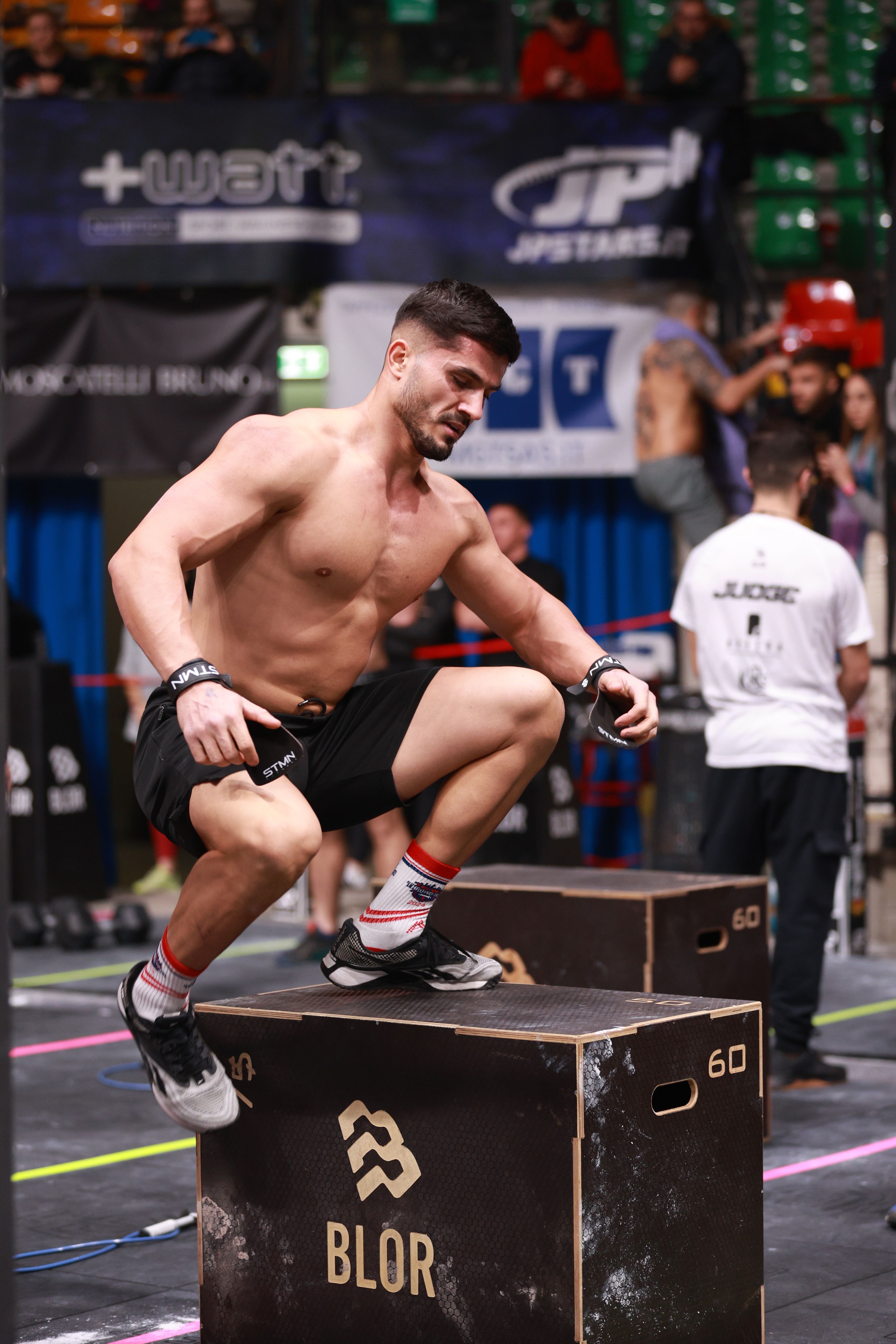 Intense CrossFit Athlete Jumping on Box · Free Stock Photo