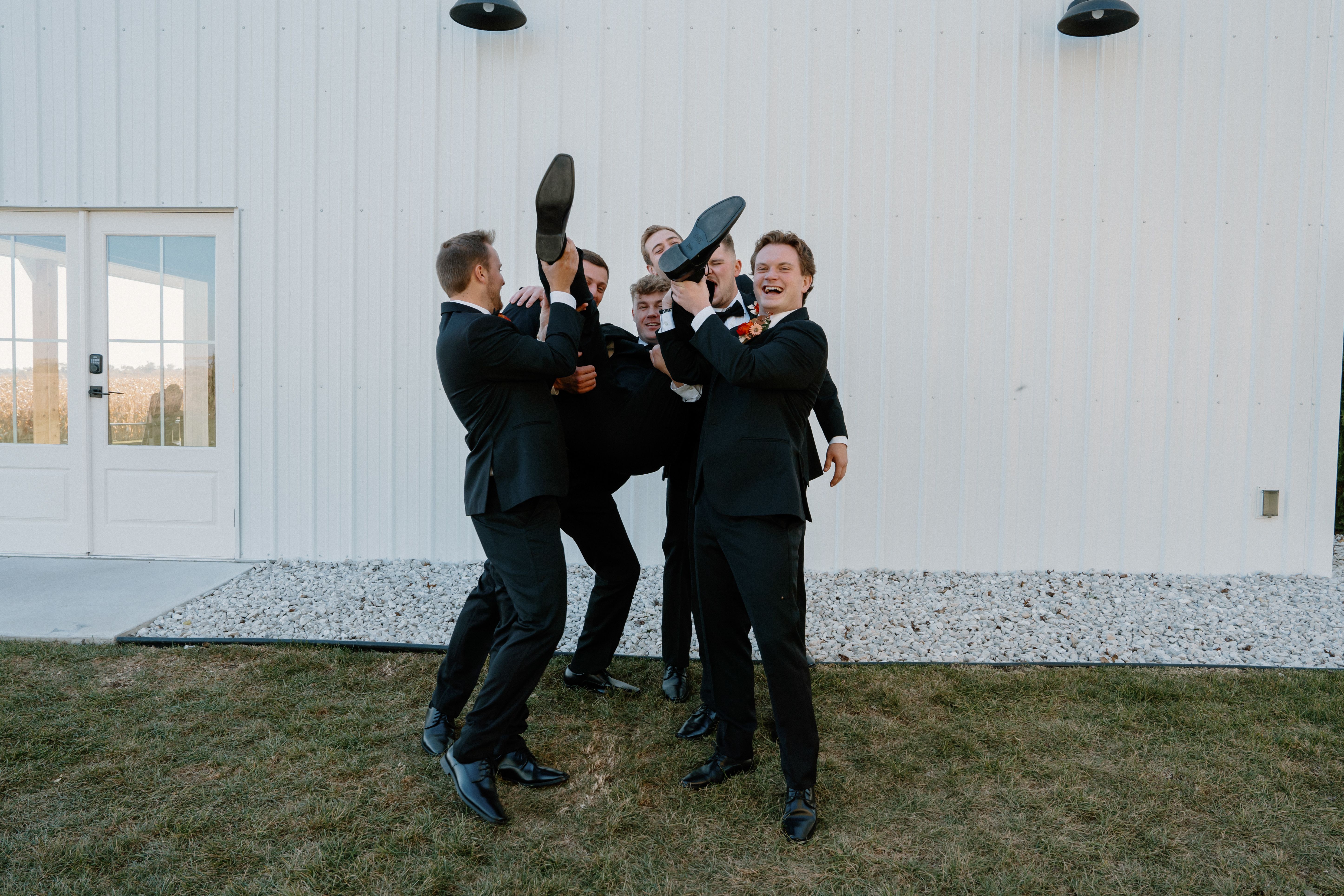 Groom Mates Photos, Download The BEST Free Groom Mates Stock Photos ...