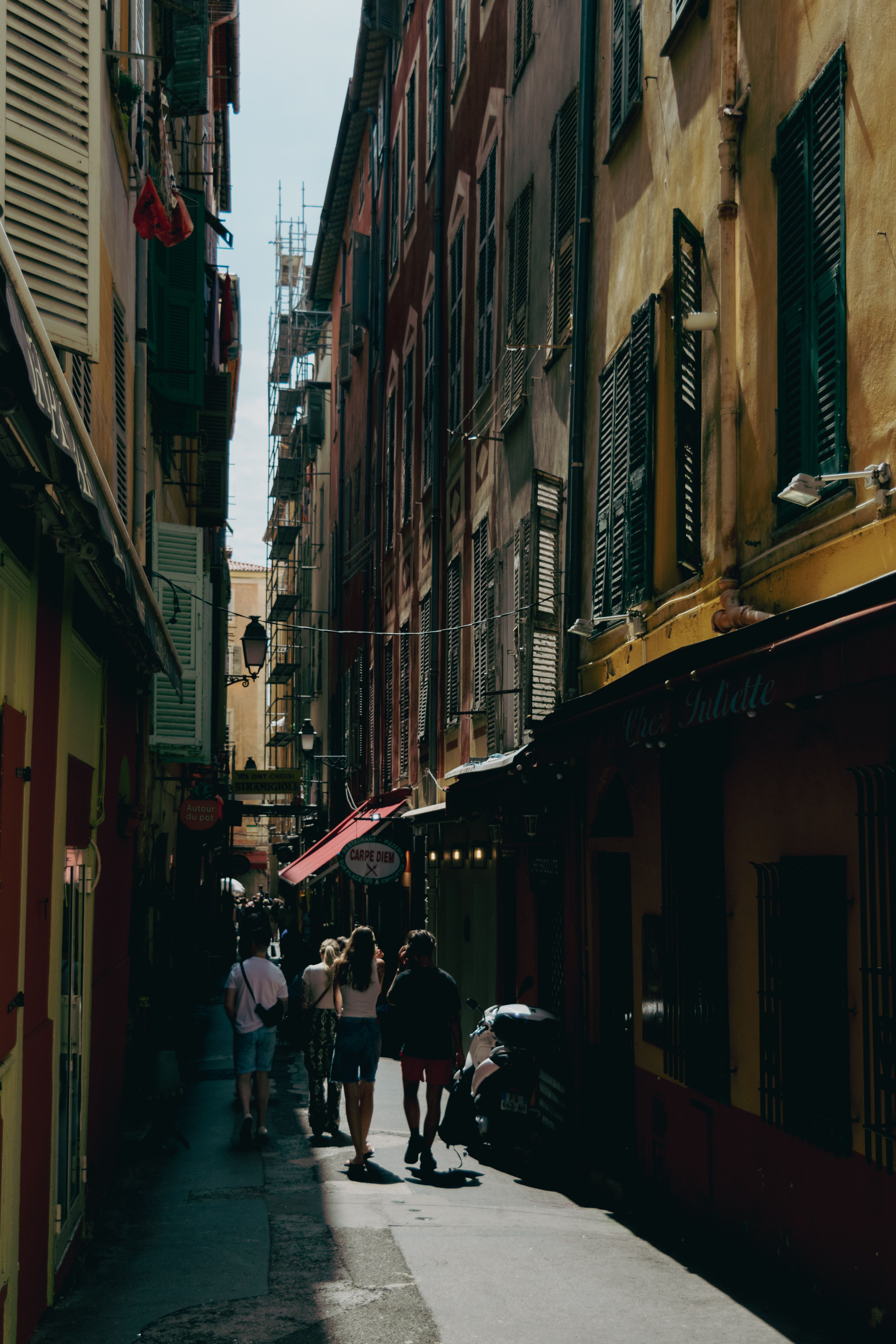 Charming Narrow Street in Old Town Nice France · Free Stock Photo