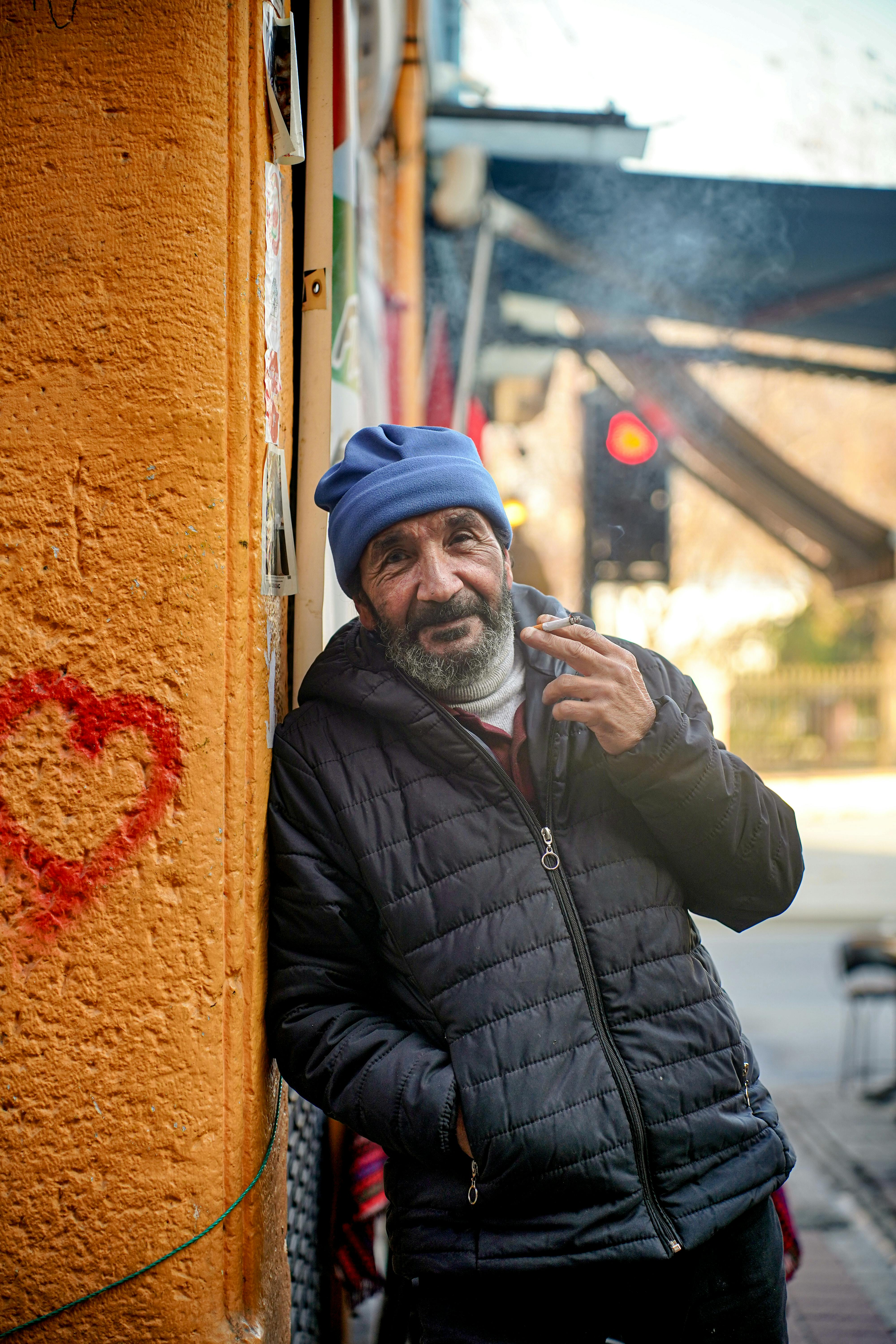 Not Interesting Or Outgoing Photos, Download The BEST Free Not ...