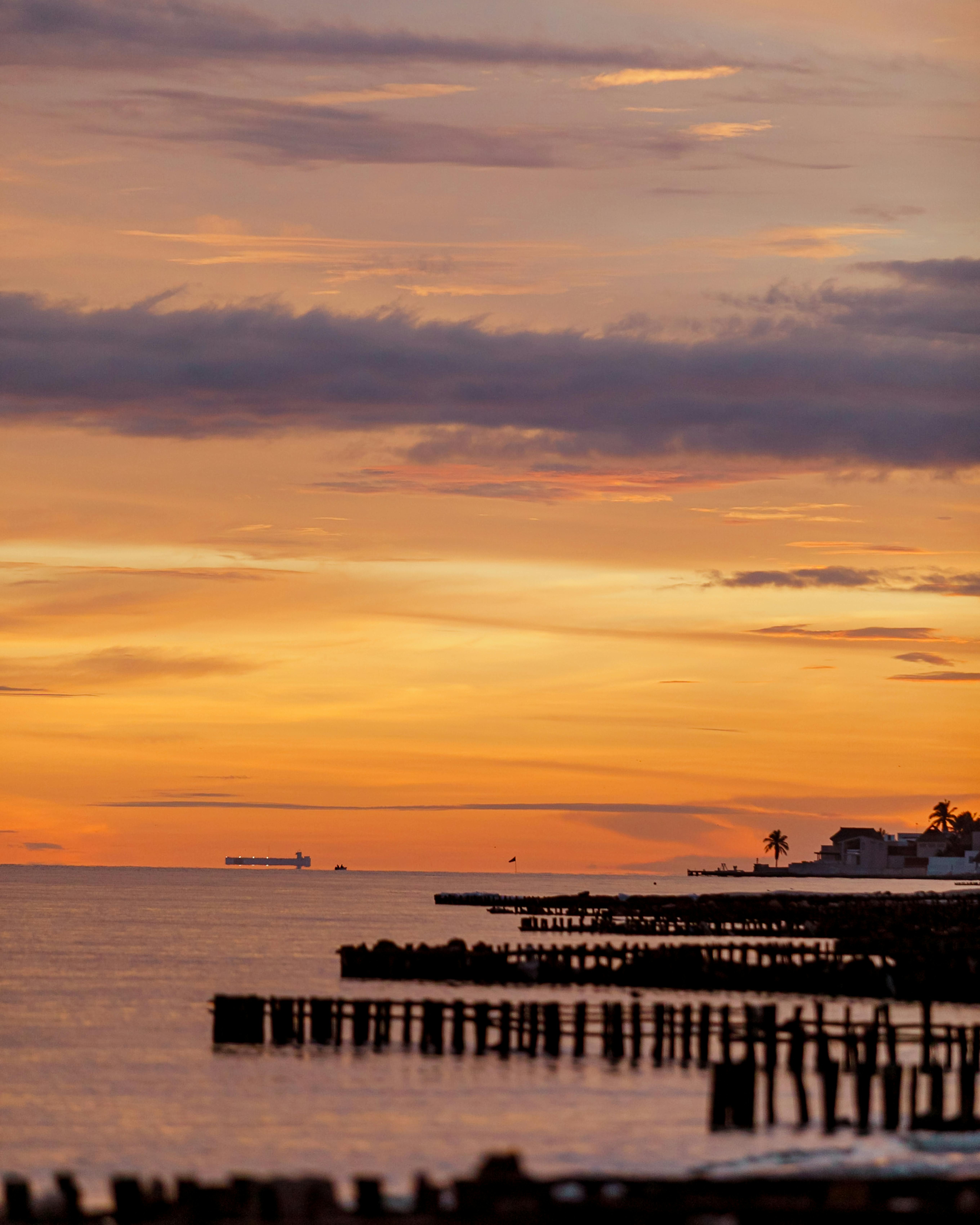 Pier 4 Beach Photos, Download The BEST Free Pier 4 Beach Stock Photos ...
