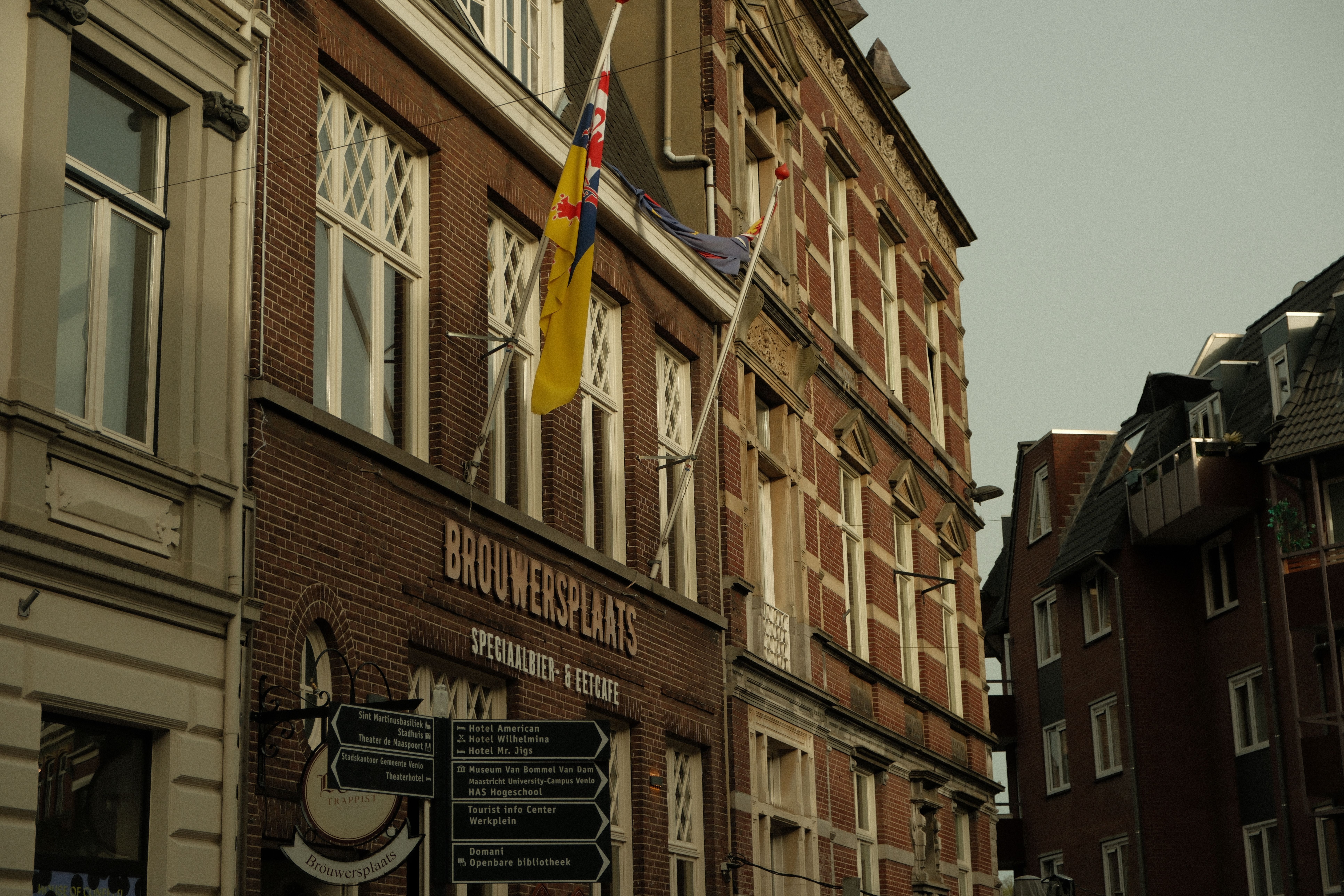 Traditional Townscape Photos, Download The BEST Free Traditional ...