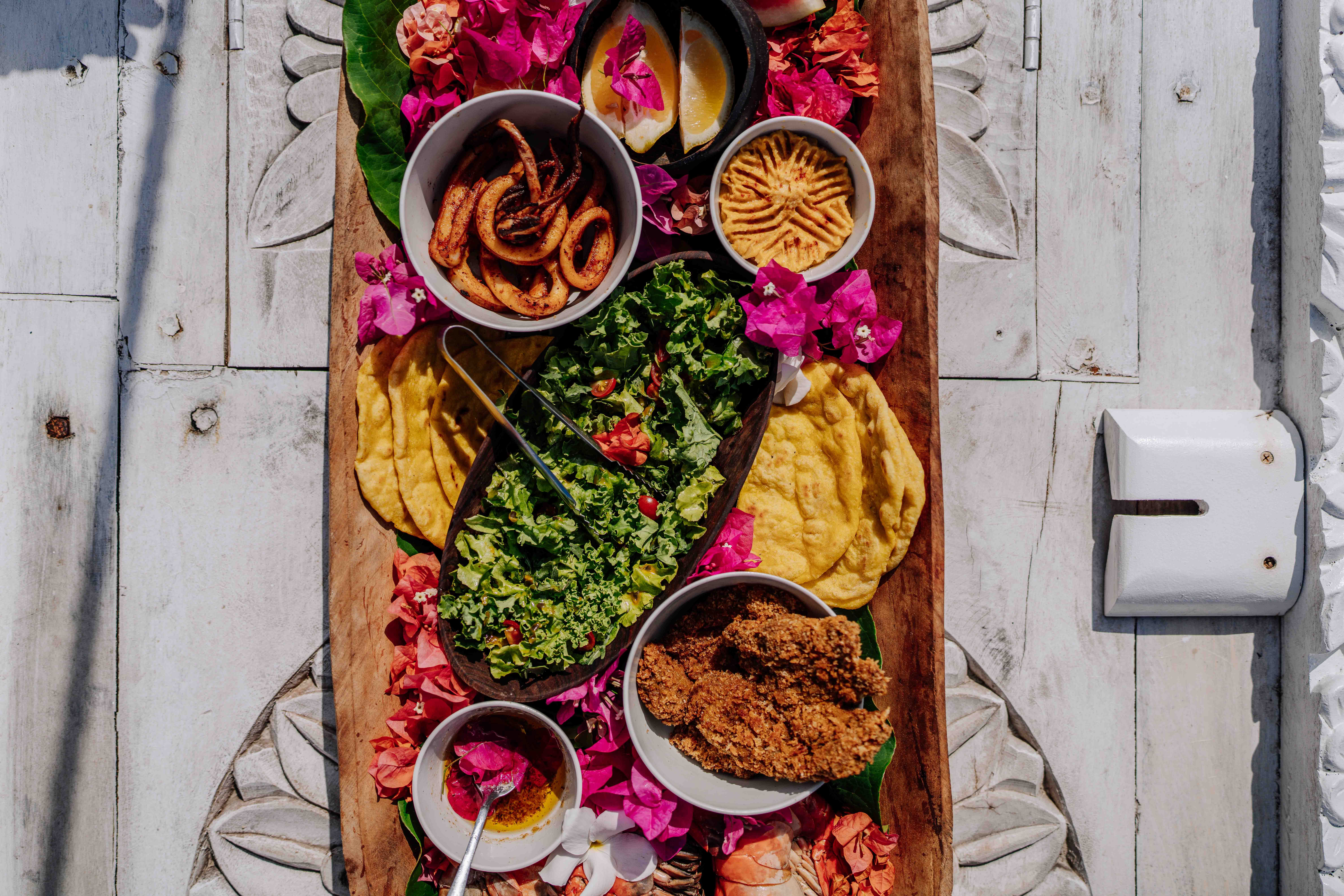 Vibrant Zanzibar Platter with Local Cuisine · Free Stock Photo