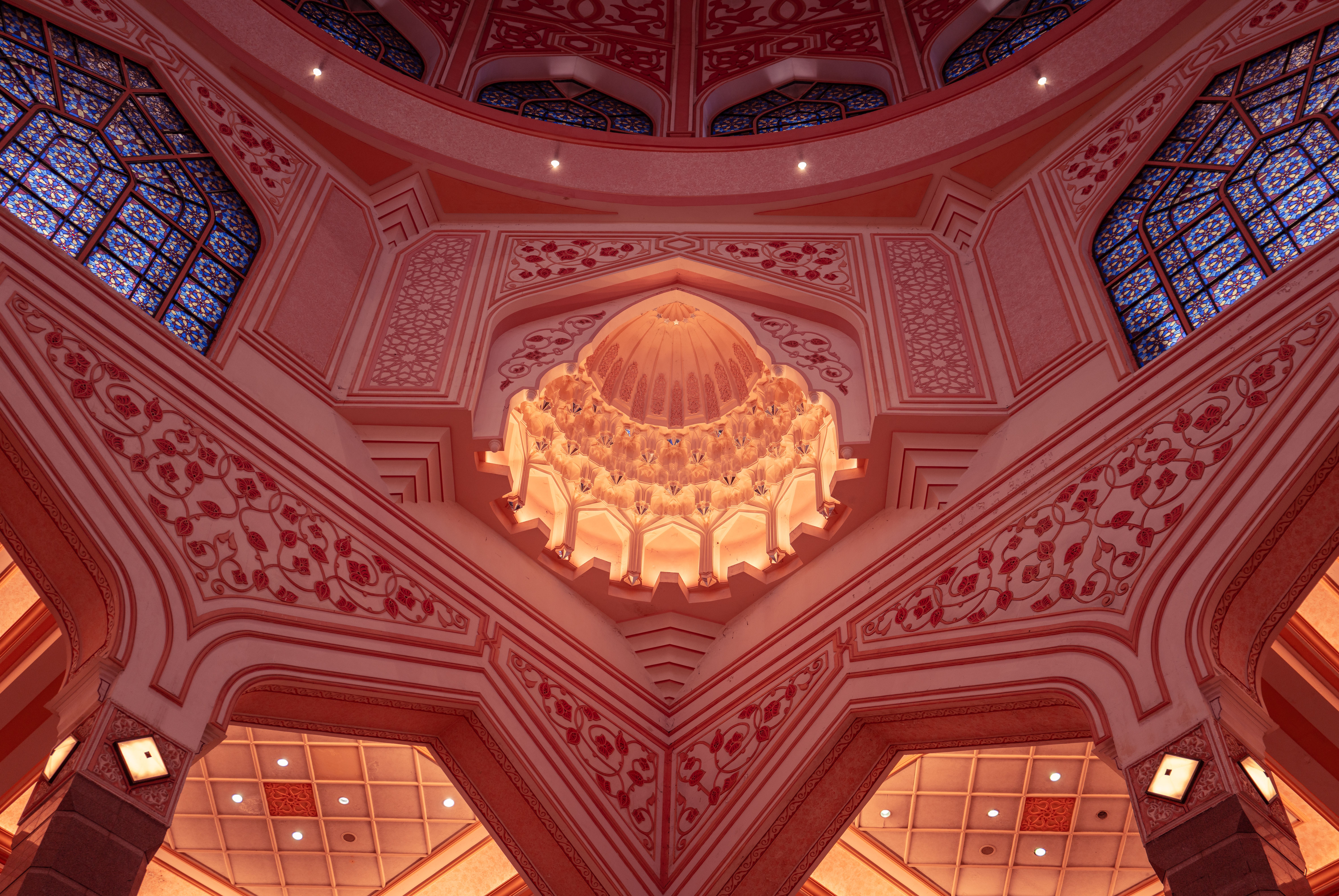 Intricate Interior of Putra Mosque Dome · Free Stock Photo