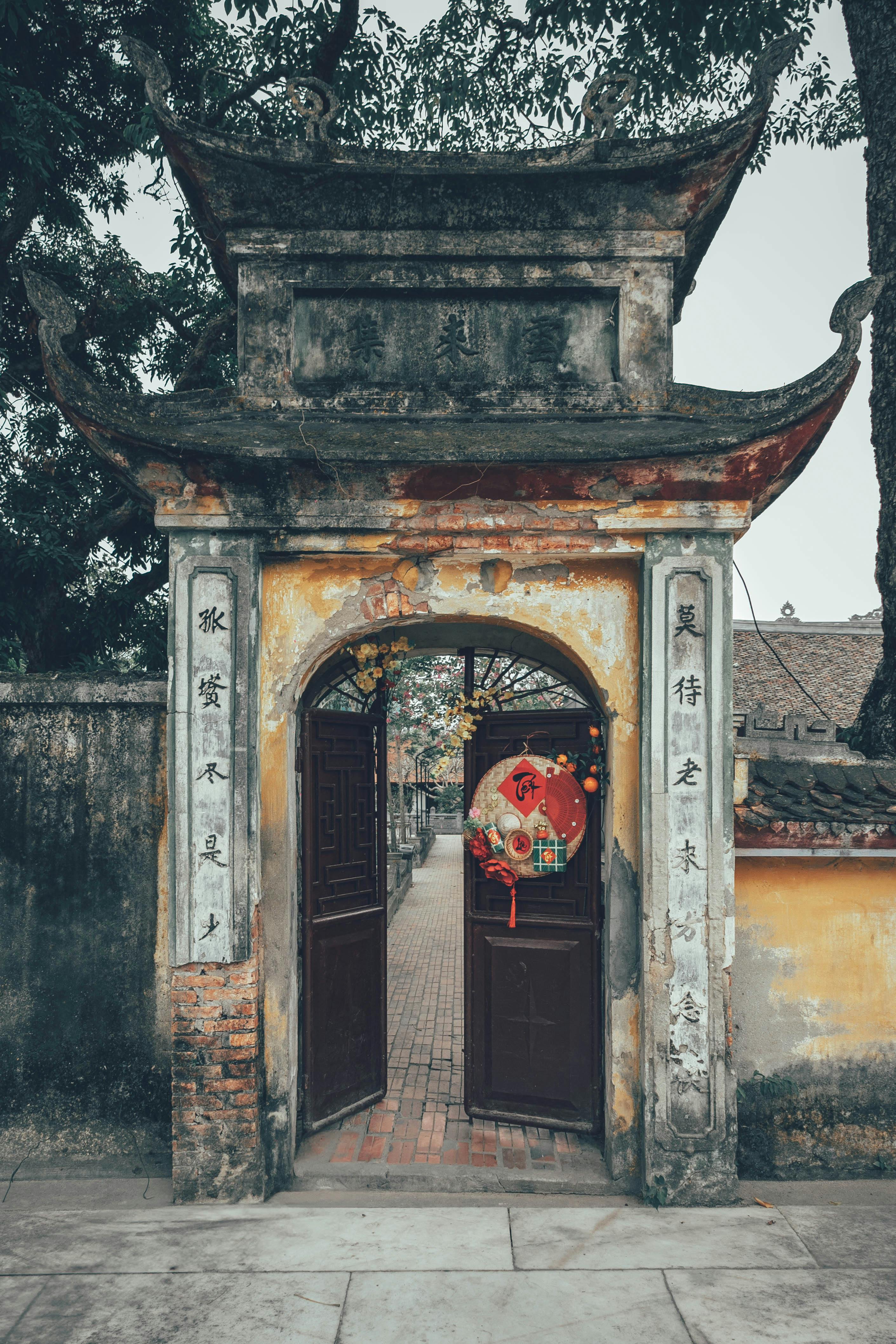 Traditional Asian Gate with Decor · Free Stock Photo