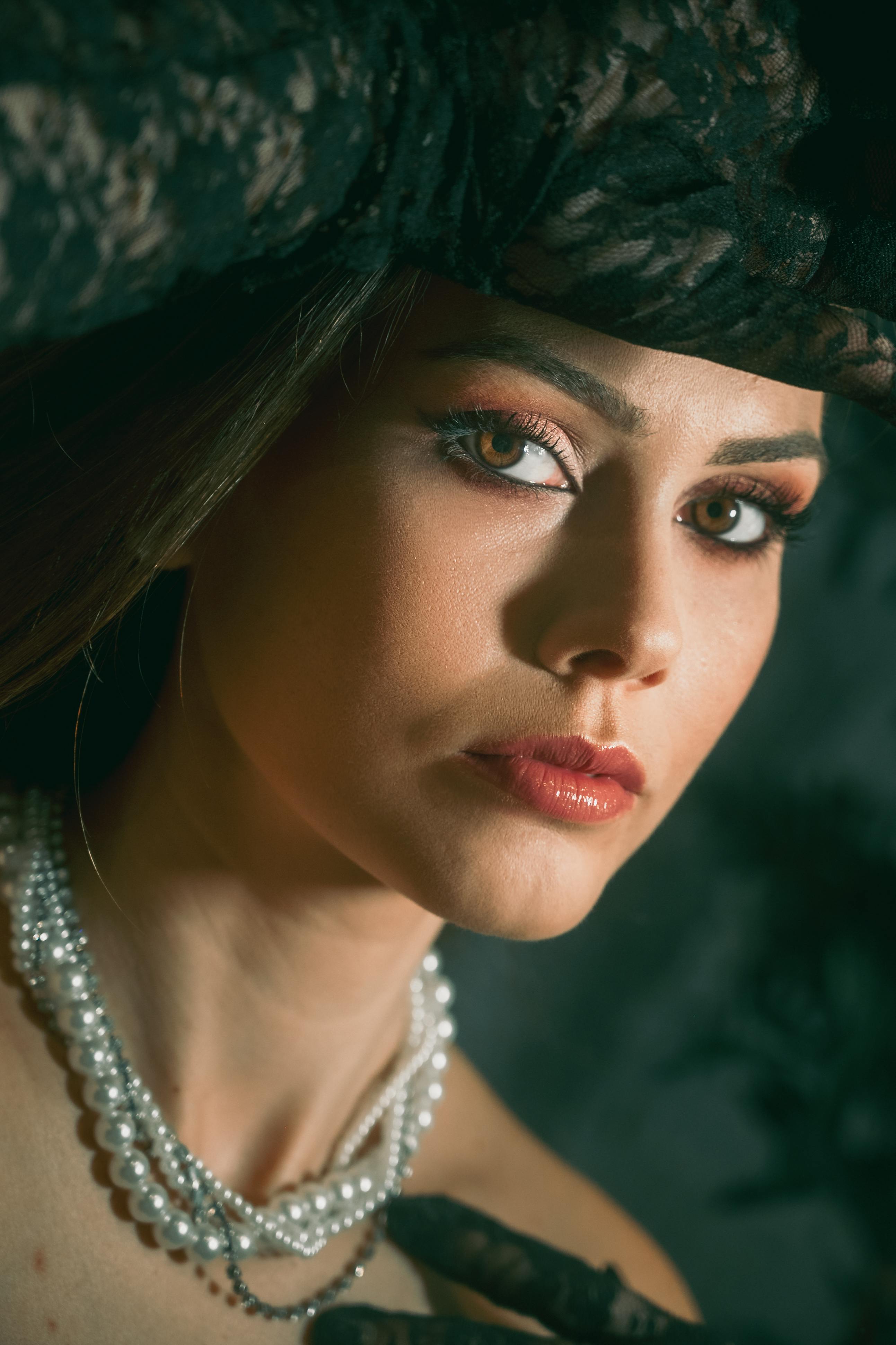 A Lady Frowning Her Face Photos, Download The BEST Free A Lady Frowning ...